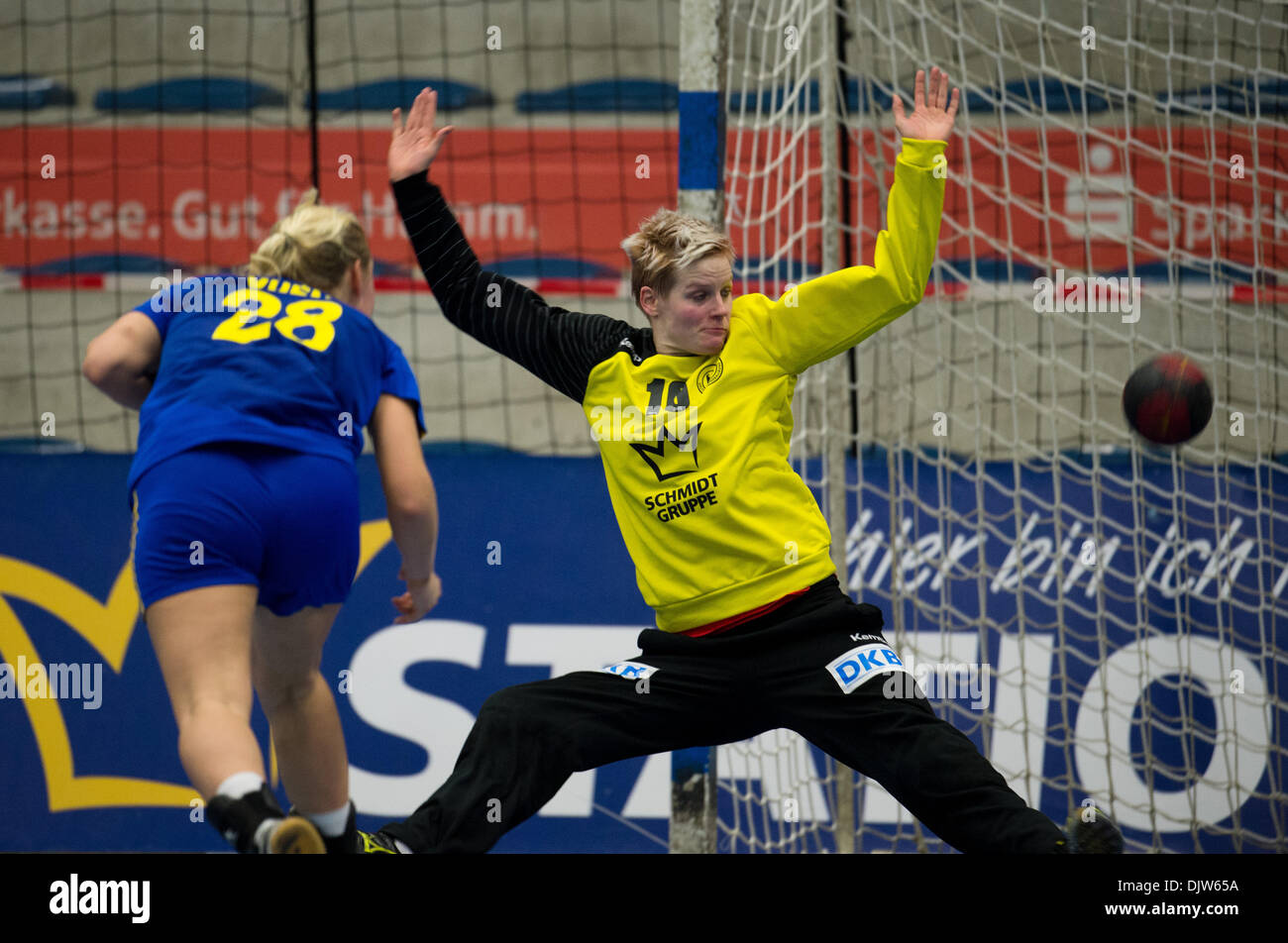 Clara woltering -Fotos und -Bildmaterial in hoher Auflösung – Alamy