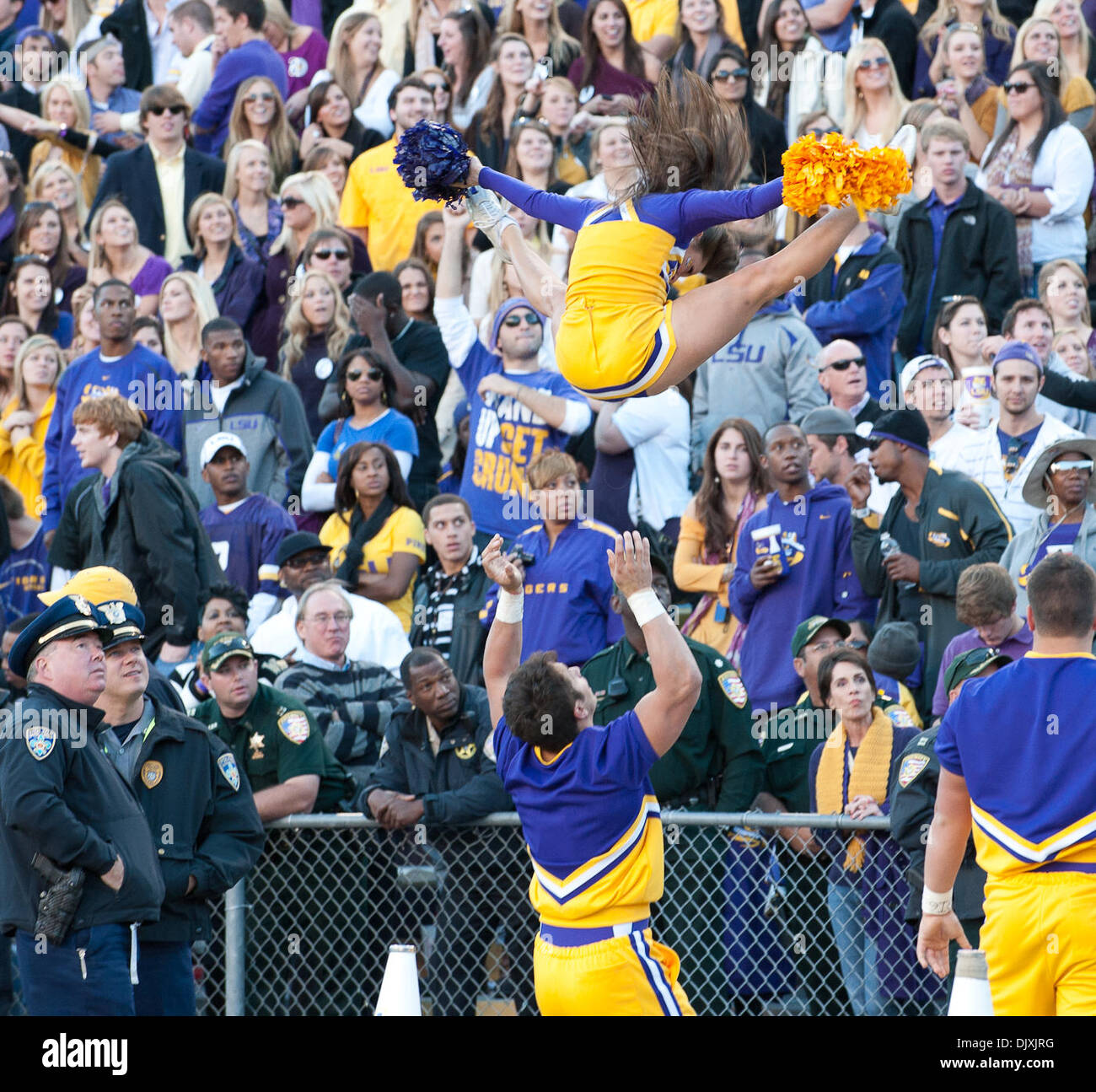 Lsu cheerleaders -Fotos und -Bildmaterial in hoher Auflösung – Alamy