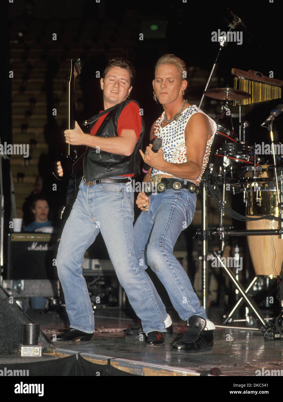 BROS UK-pop-Gruppe mit Matt Goss auf der rechten Seite und Craig Logan ...