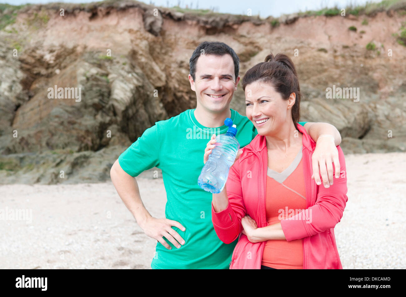 Romantik am strand -Fotos und -Bildmaterial in hoher Auflösung – Alamy