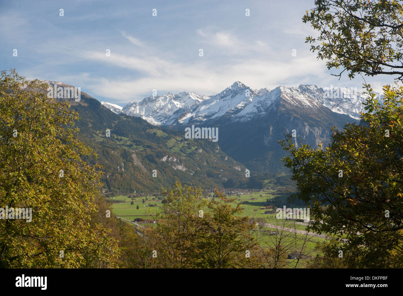 Berner oberland almhütte -Fotos und -Bildmaterial in hoher Auflösung ...
