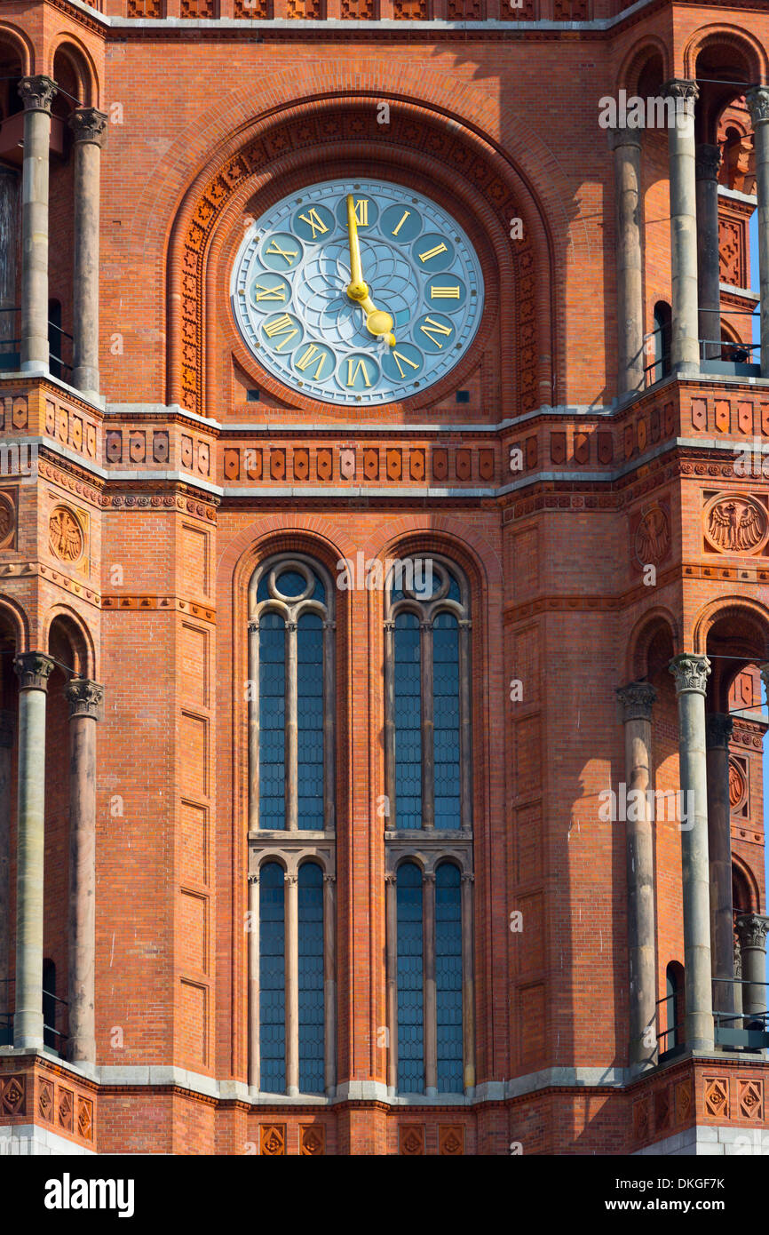 Das rote rathaus -Fotos und -Bildmaterial in hoher Auflösung – Alamy