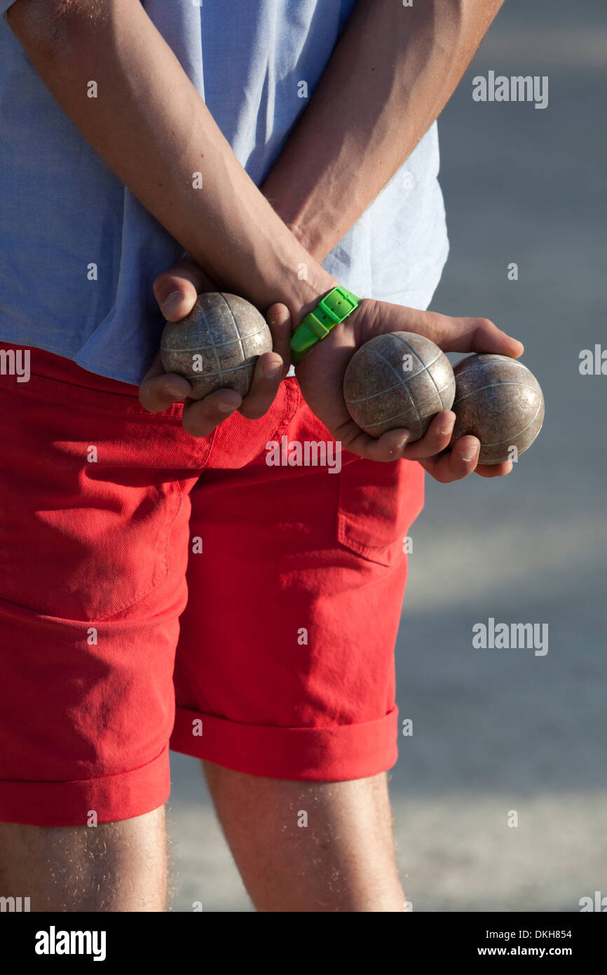 Boule ball -Fotos und -Bildmaterial in hoher Auflösung – Alamy