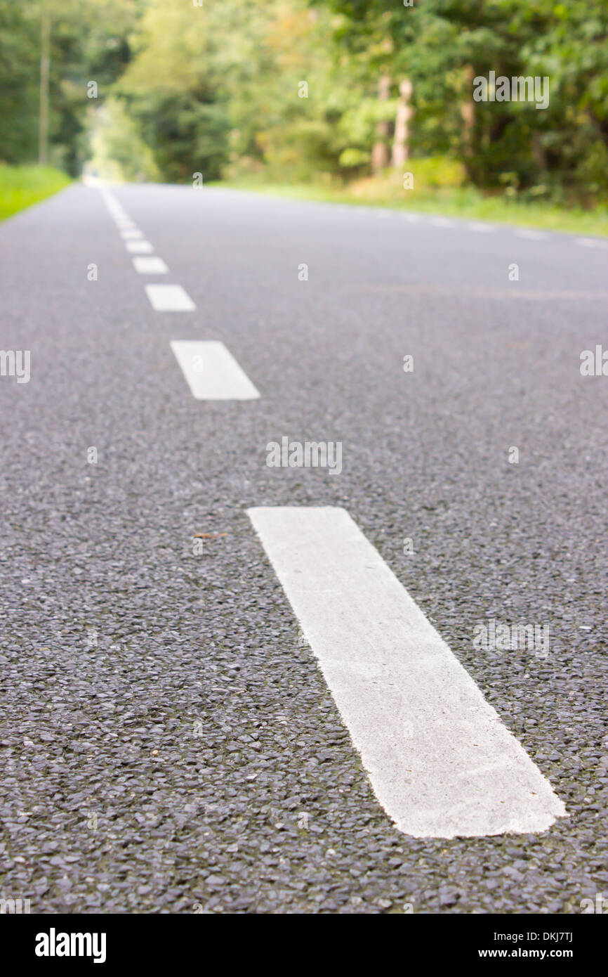 Weiße streifen -Fotos und -Bildmaterial in hoher Auflösung – Alamy