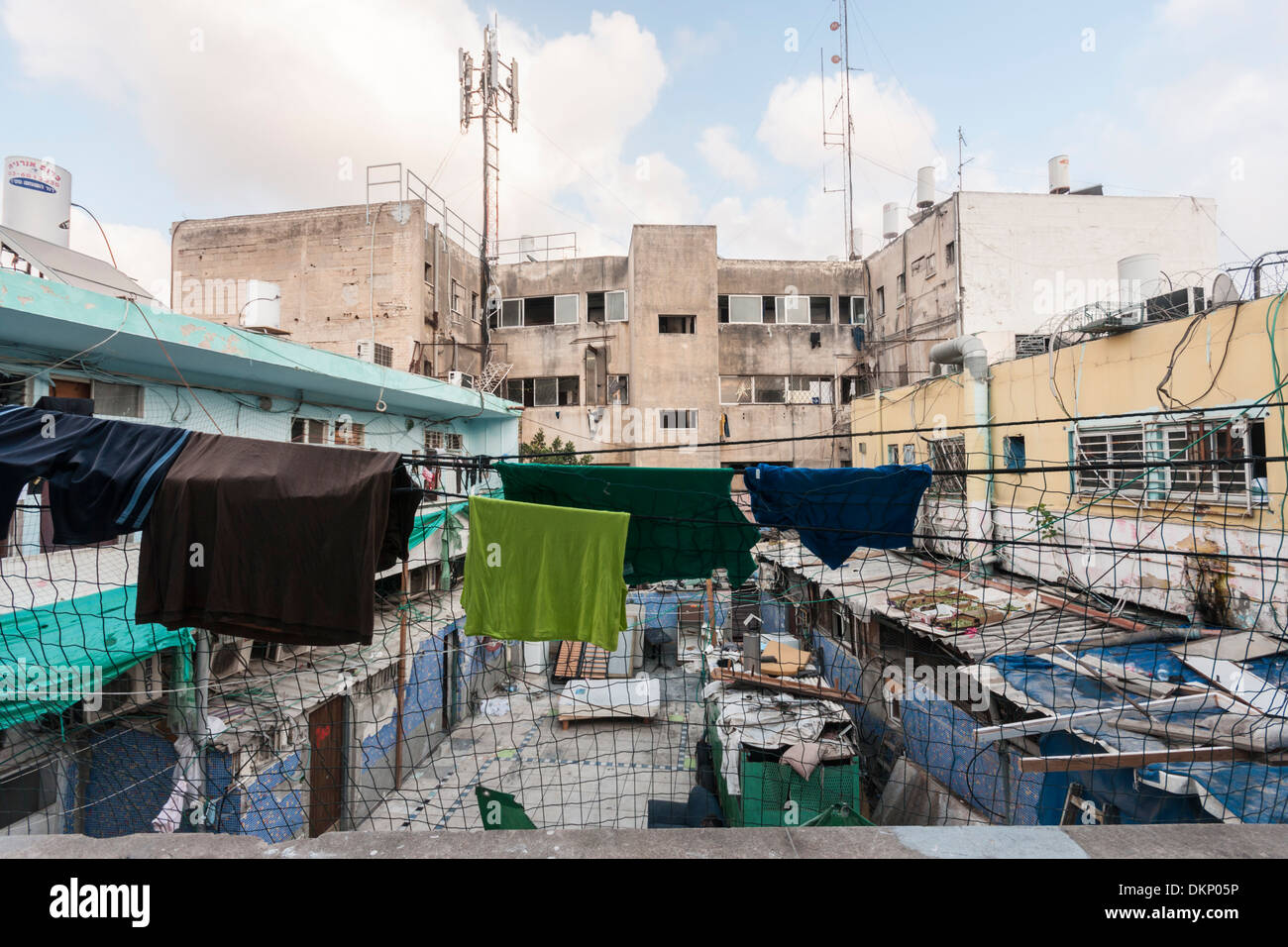 Tel Aviv, Israel. Ein Slum in 1 st. Fuenn, einst ein Zentrum der ...