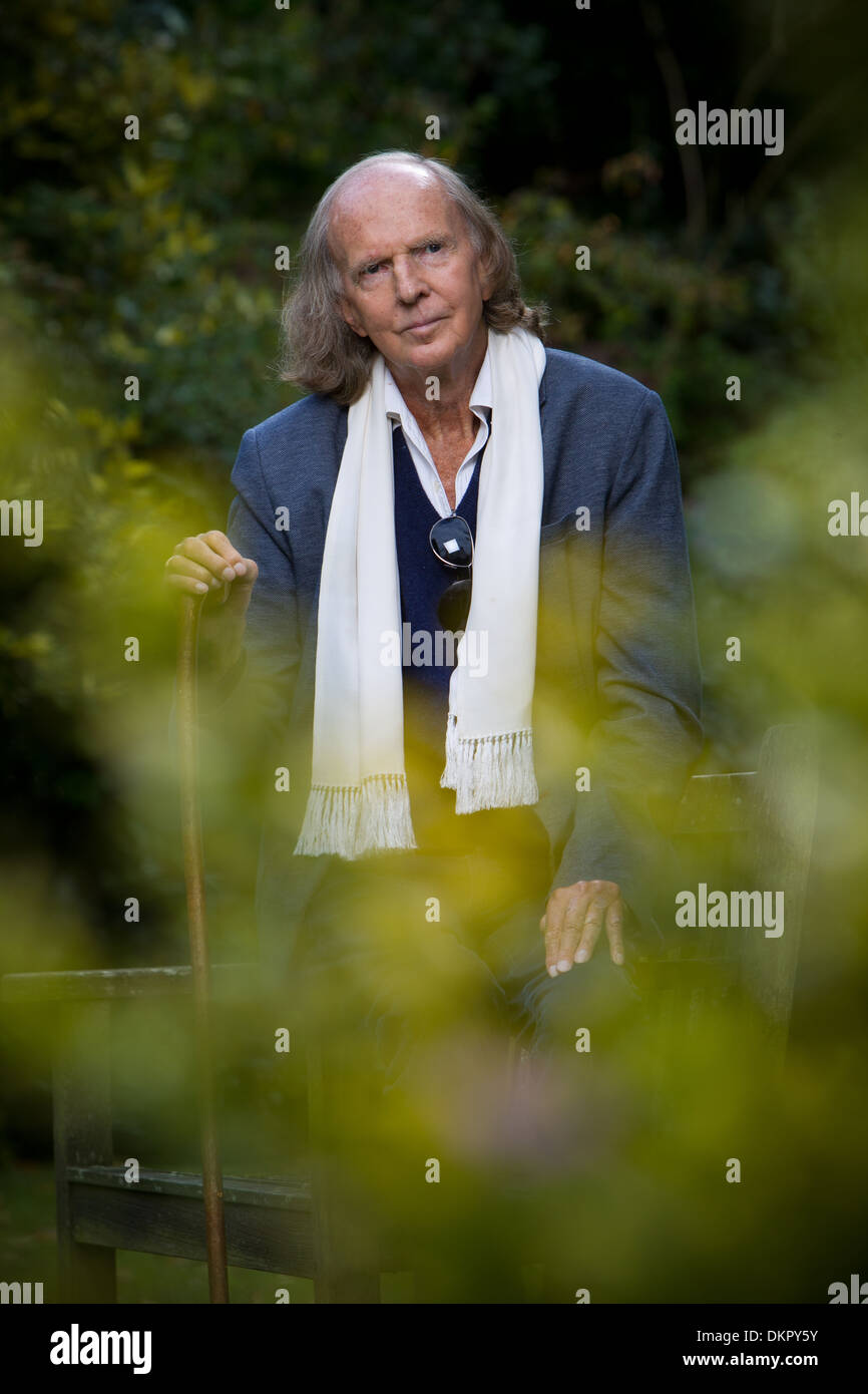 Sir john tavener -Fotos und -Bildmaterial in hoher Auflösung – Alamy