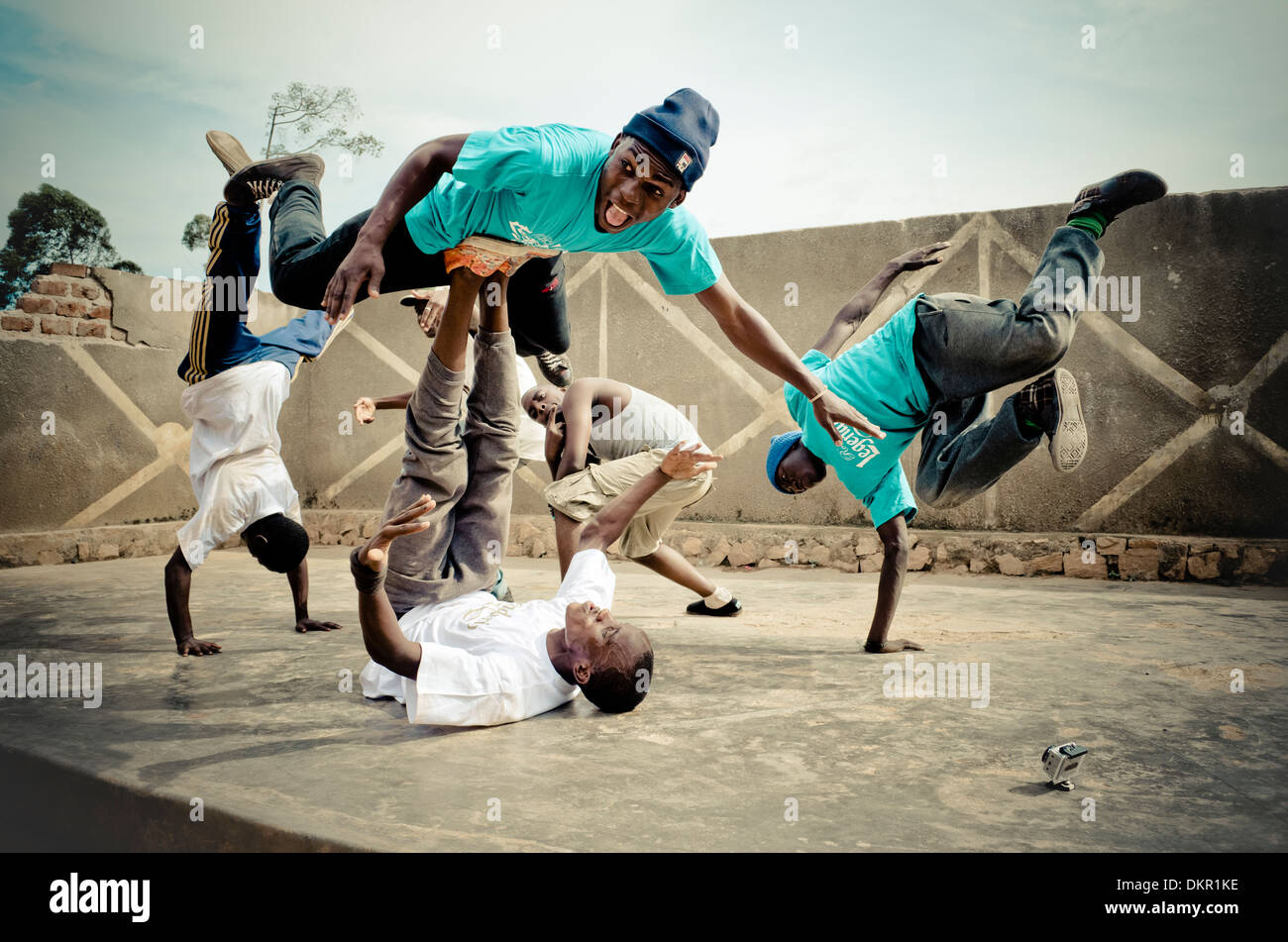 Breakdance africa -Fotos und -Bildmaterial in hoher Auflösung – Alamy