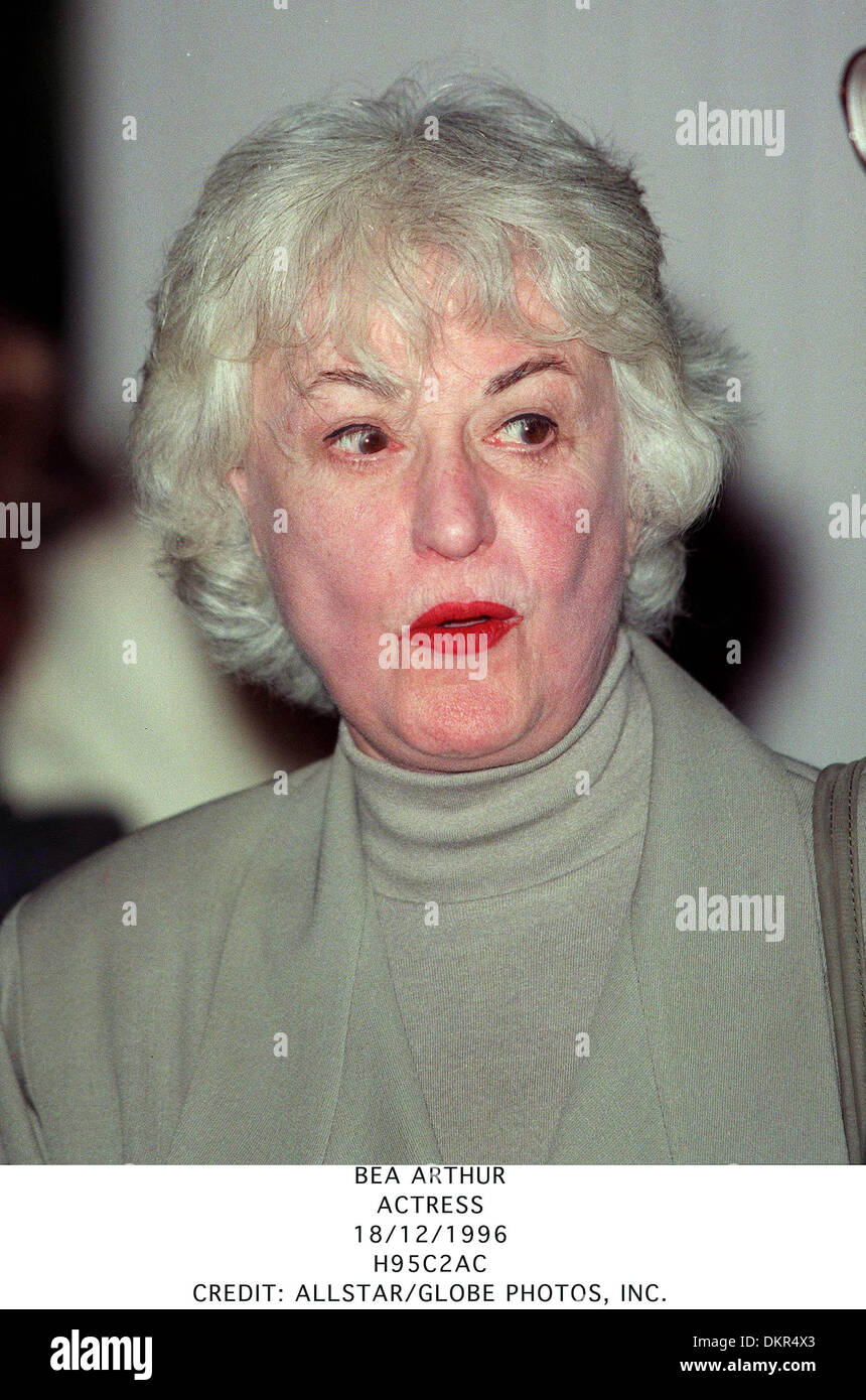 Bea arthur -Fotos und -Bildmaterial in hoher Auflösung – Alamy