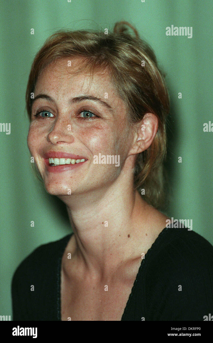 EMMANUELLE BÉART. ACTRESS.22/09/1998.P58E29A Stockfotografie - Alamy