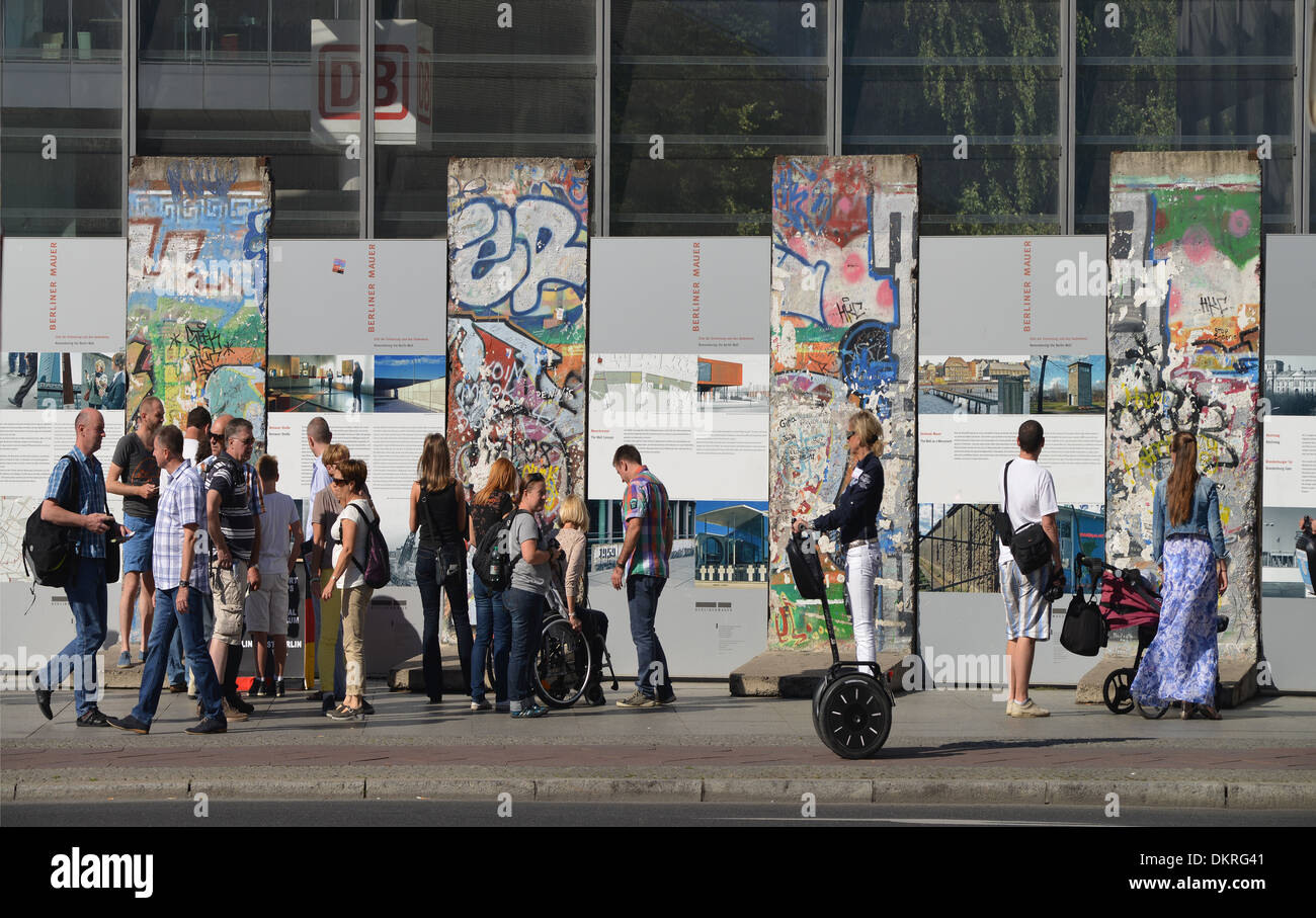 Erinnerungsfoto der berliner mauer -Fotos und -Bildmaterial in hoher ...
