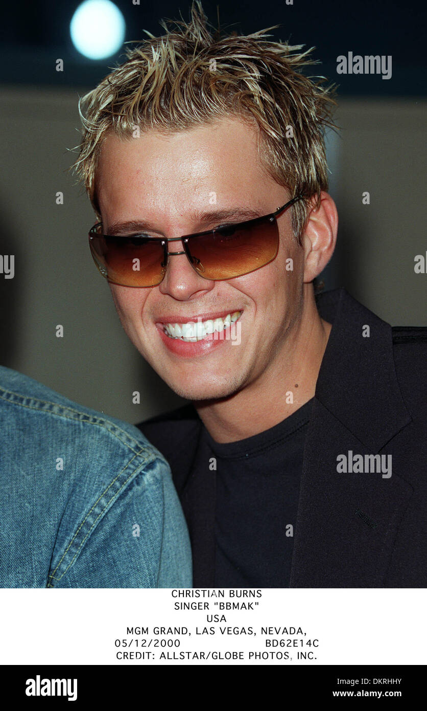 Christian burns singer -Fotos und -Bildmaterial in hoher Auflösung – Alamy