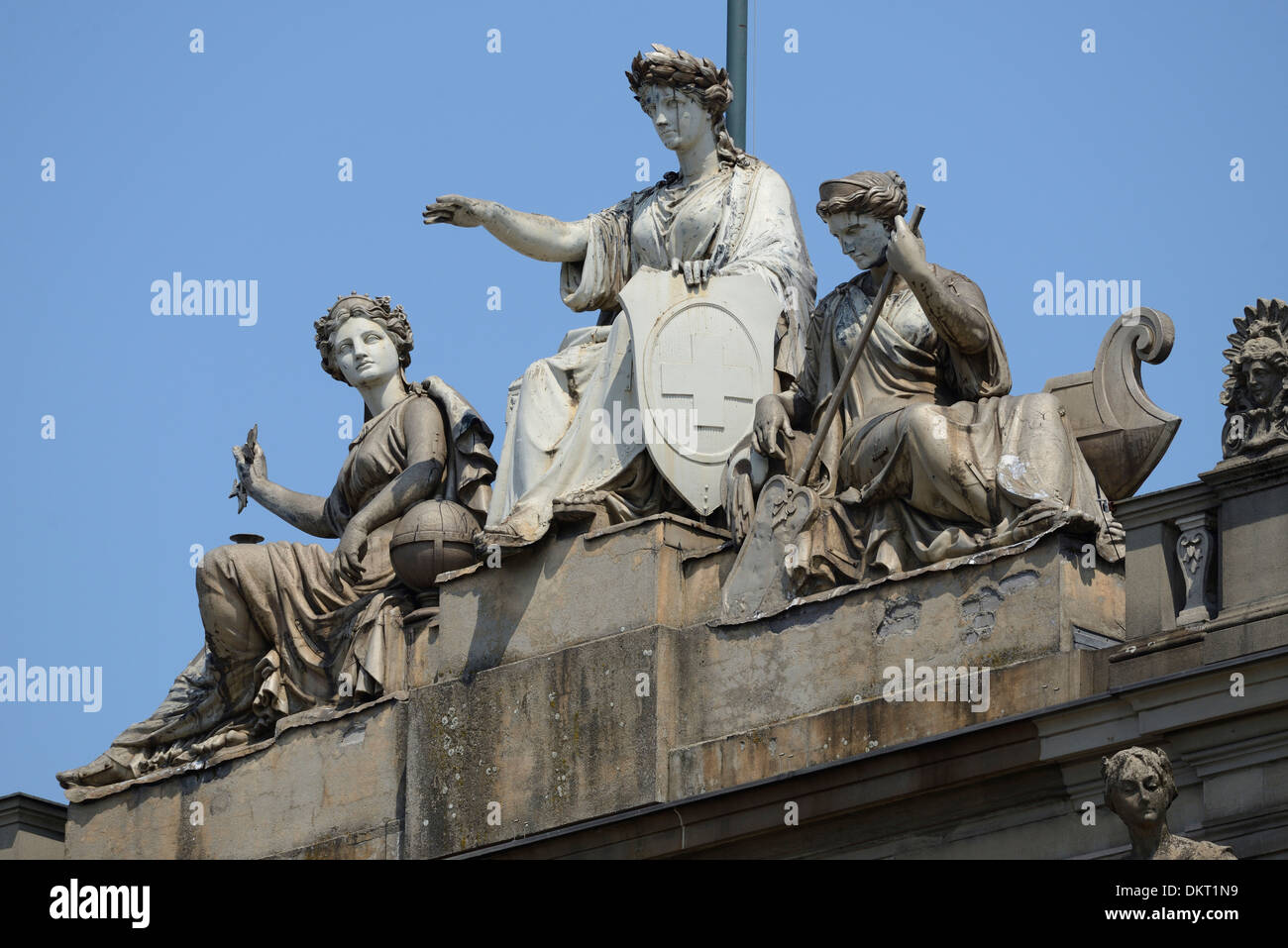 Helvetia statue -Fotos und -Bildmaterial in hoher Auflösung – Alamy