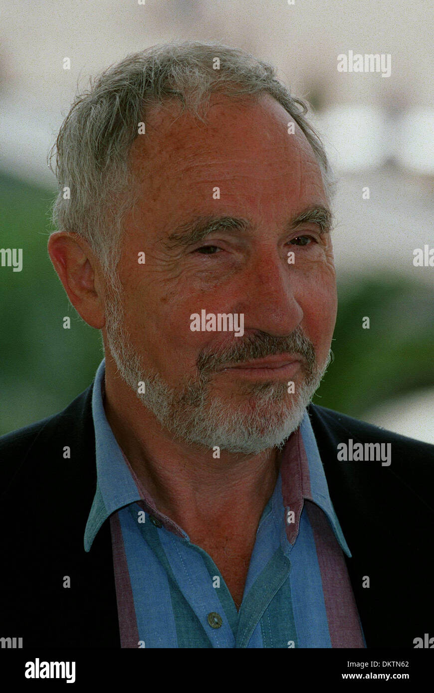 Nigel hawthorne -Fotos und -Bildmaterial in hoher Auflösung – Alamy