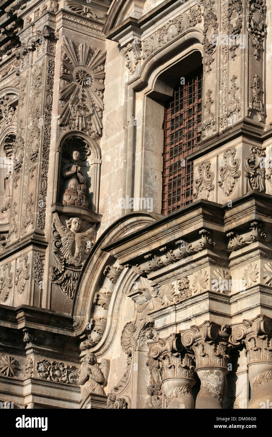 Barocke Architektur in der Fassade der La Compania katholische Kirche ...