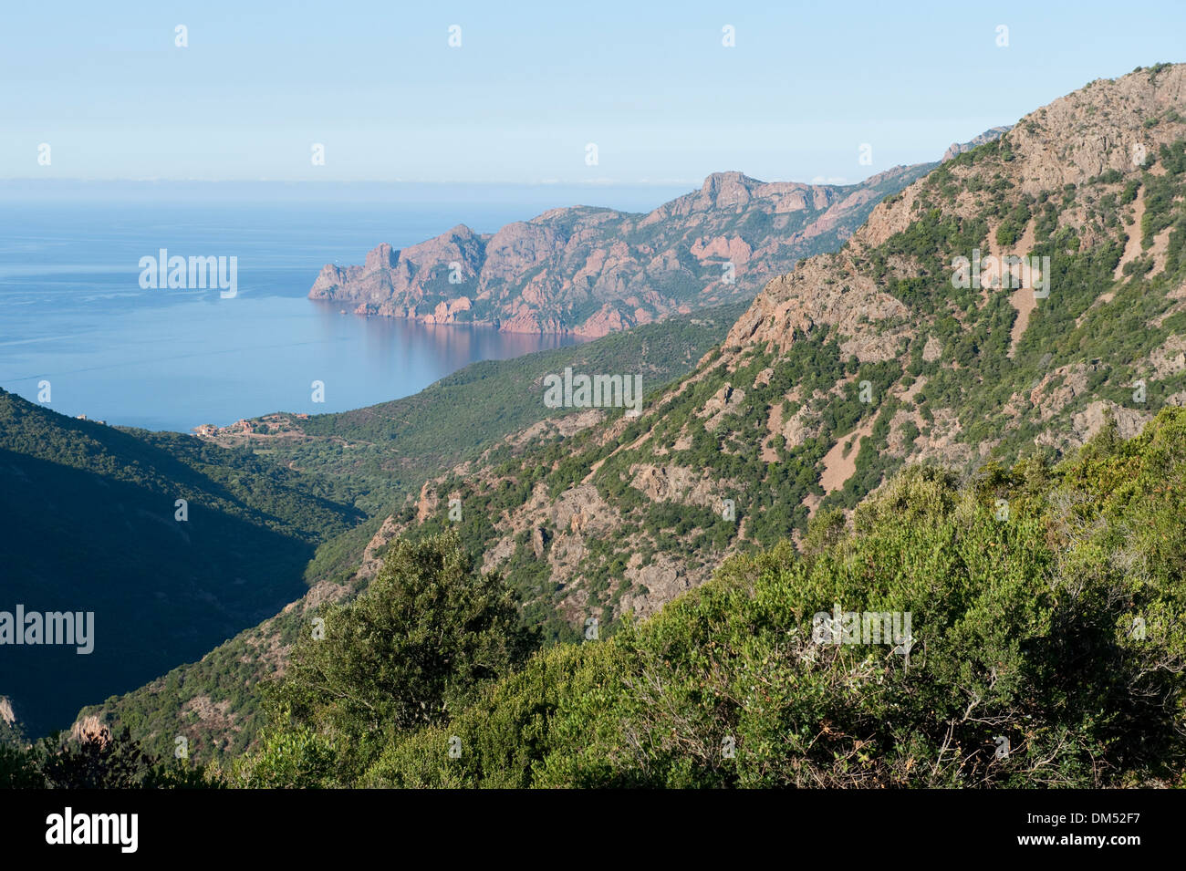 Le roches rouges -Fotos und -Bildmaterial in hoher Auflösung – Alamy