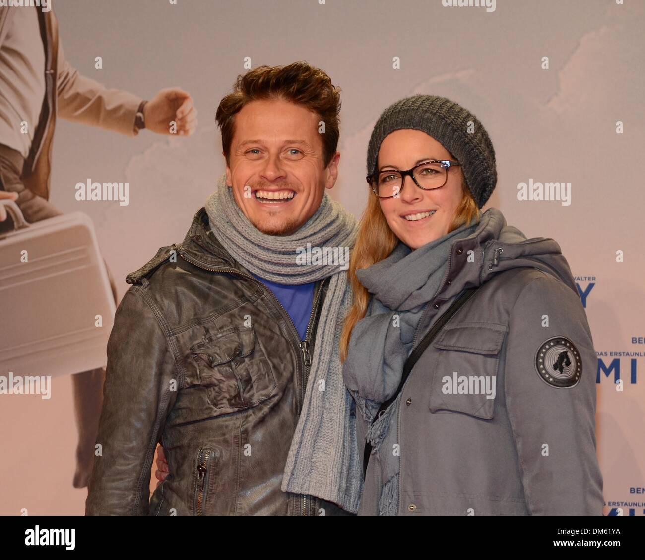 Roman knizka girlfriend stefanie mensing -Fotos und -Bildmaterial in ...