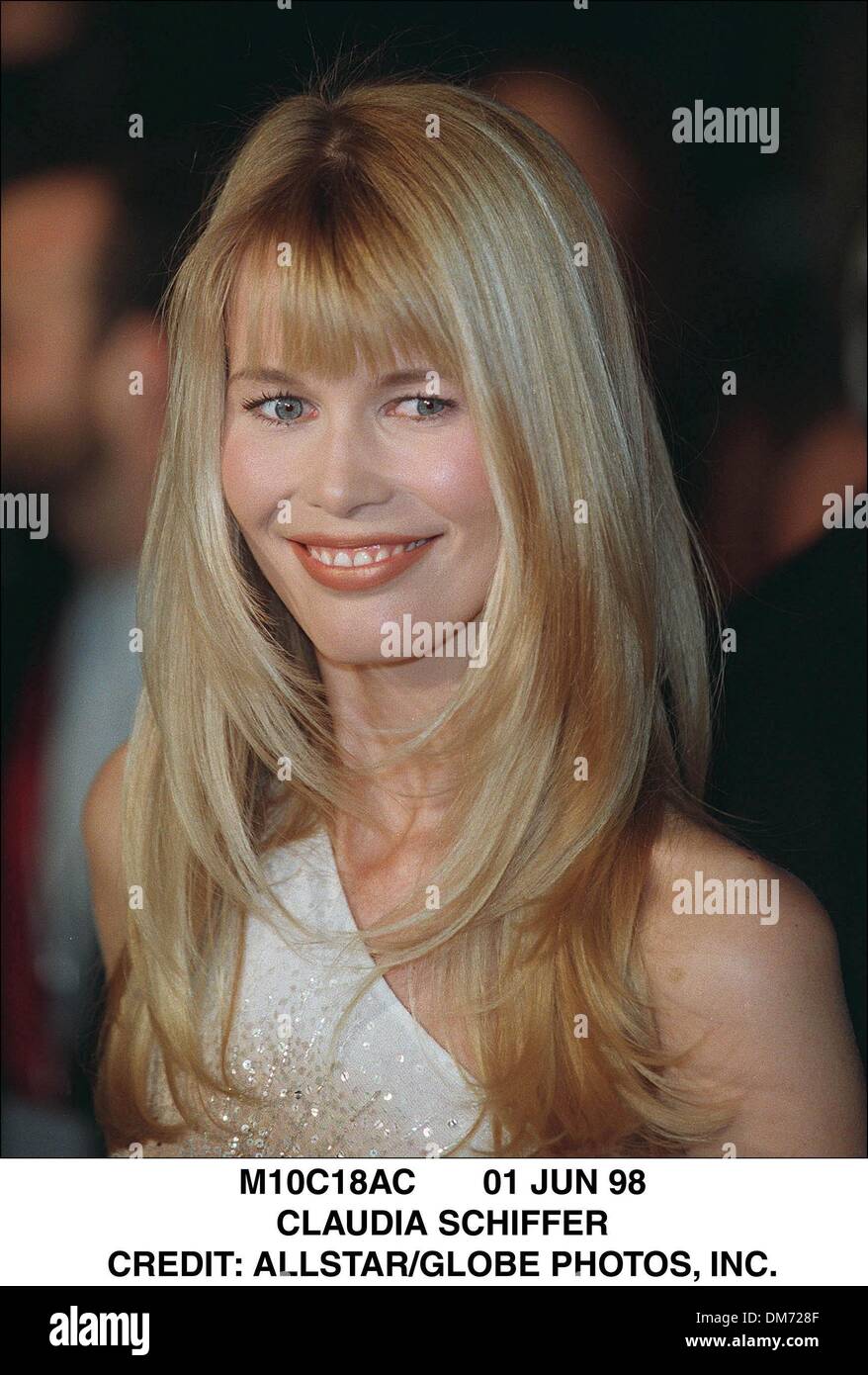 Claudia schiffer -Fotos und -Bildmaterial in hoher Auflösung – Alamy