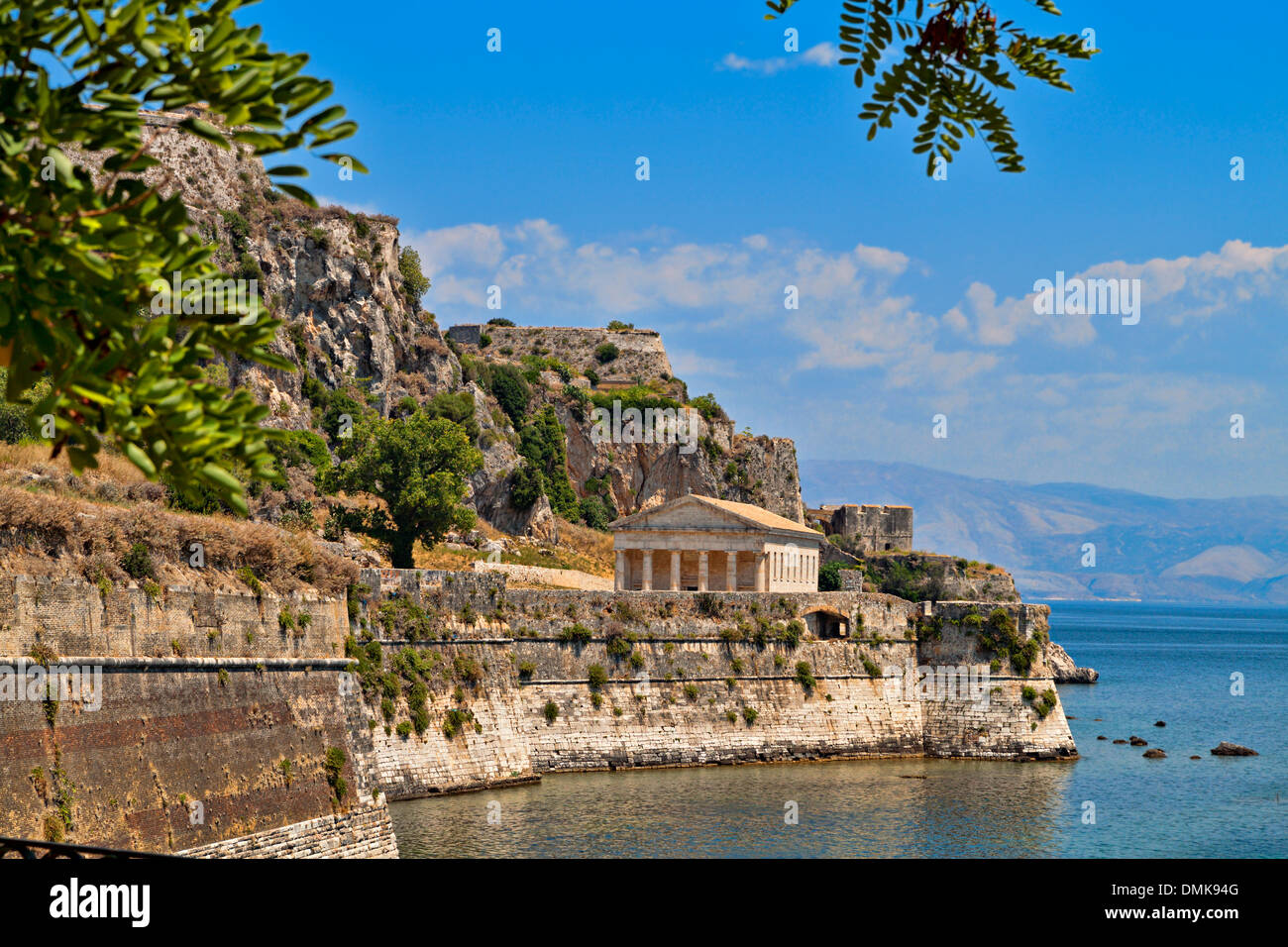 Klassisches schloss griechenland -Fotos und -Bildmaterial in hoher ...