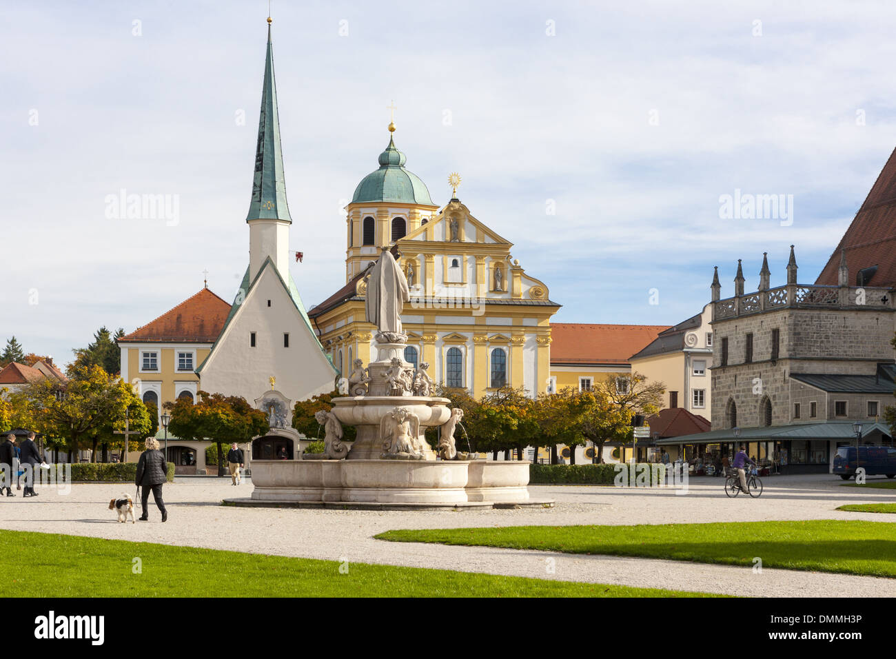 Deutschland bayern altoetting kapellplatz -Fotos und -Bildmaterial in ...