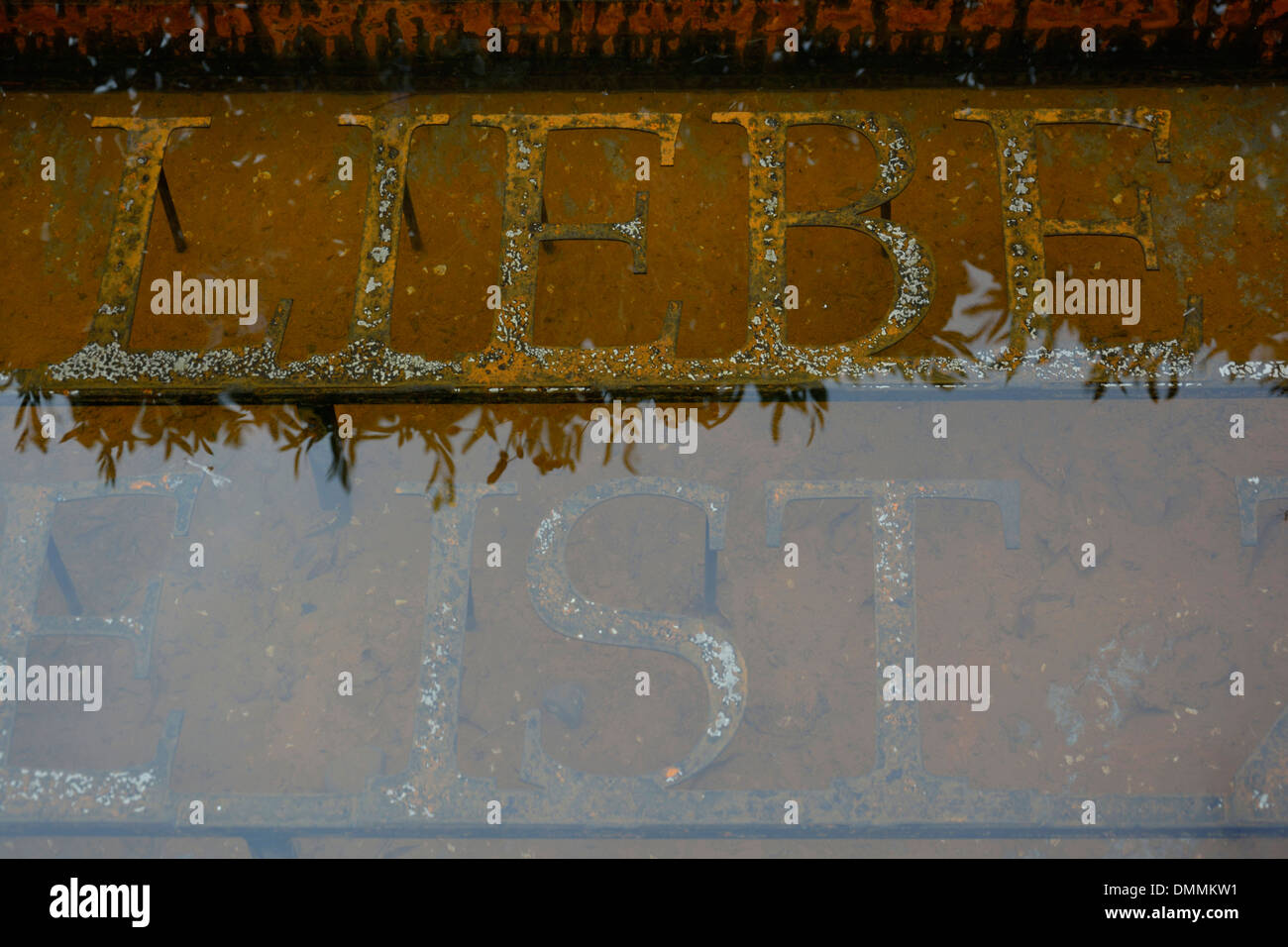 Das zeichen der liebe -Fotos und -Bildmaterial in hoher Auflösung – Alamy