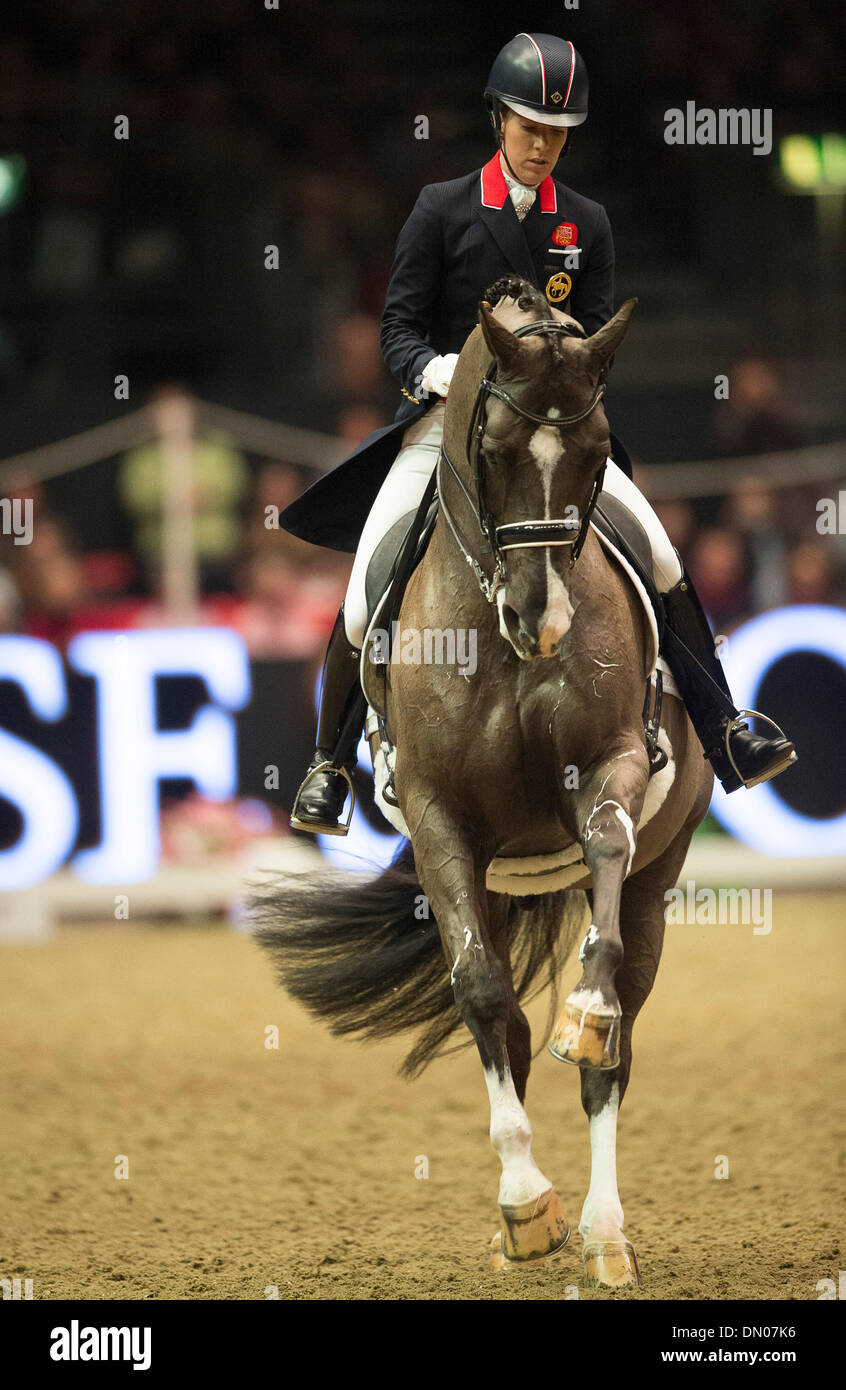Charlotte dujardin -Fotos und -Bildmaterial in hoher Auflösung – Alamy