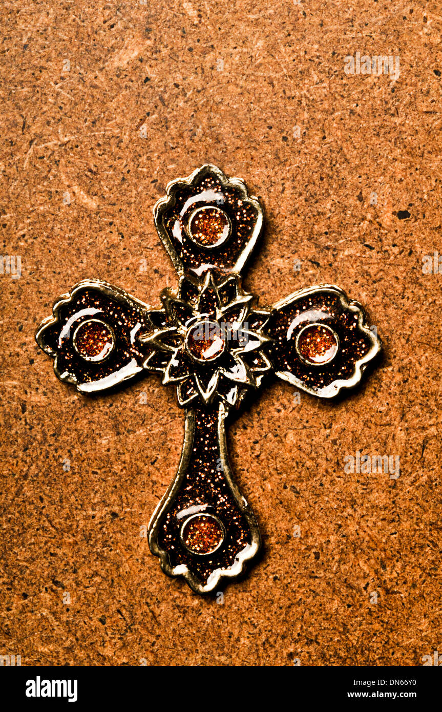 Gothic Kreuz Stockfotos und -bilder Kaufen - Alamy