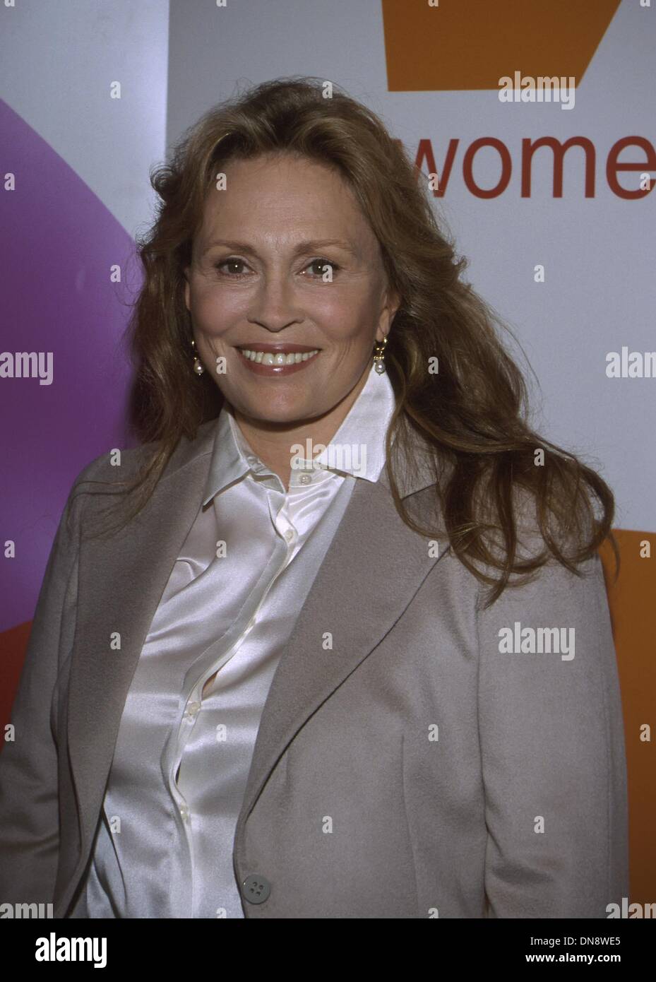 Faye dunaway -Fotos und -Bildmaterial in hoher Auflösung – Alamy