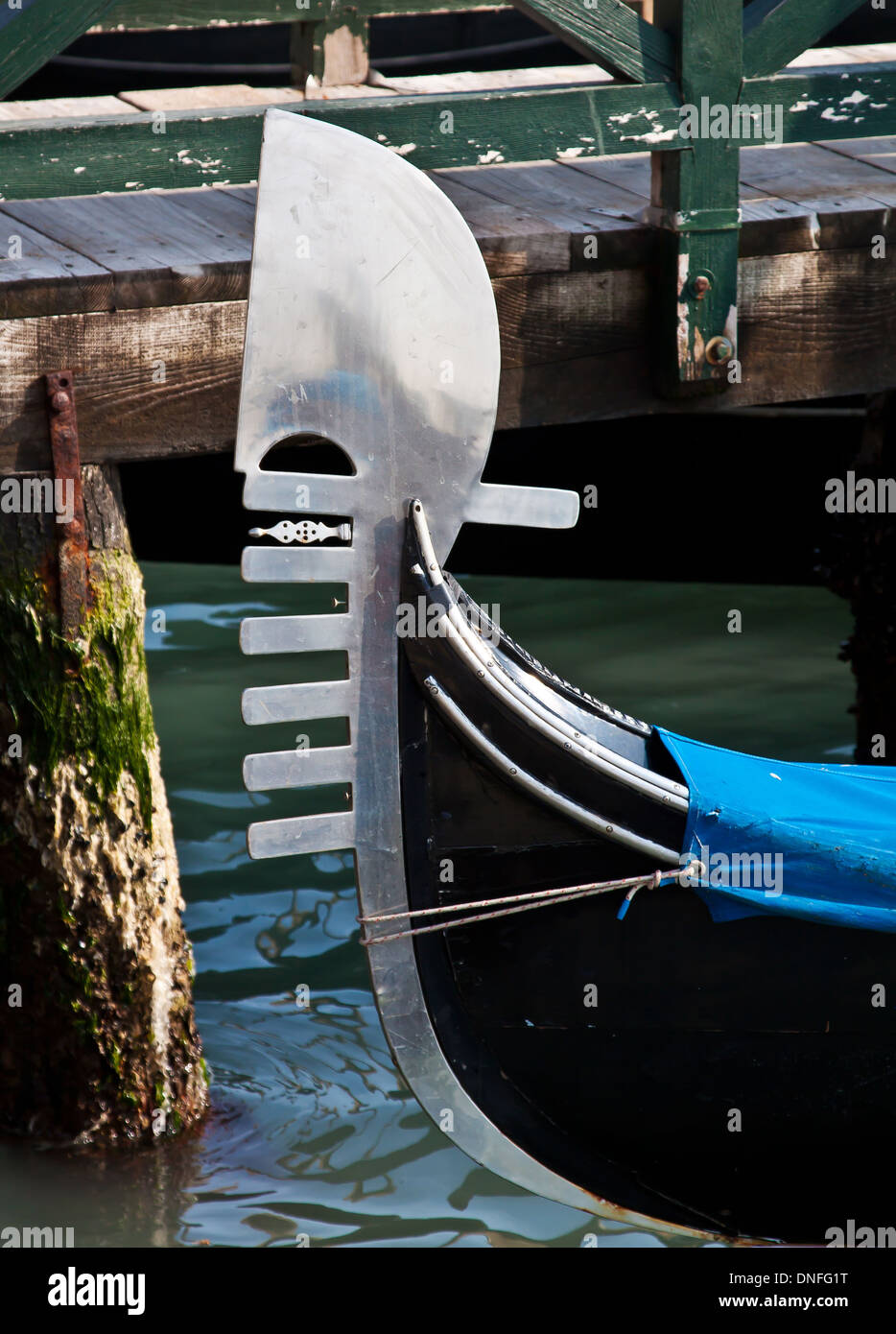 Traditionelle venezianische gondel -Fotos und -Bildmaterial in hoher ...