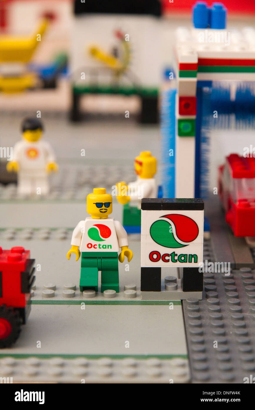 Lego figuren -Fotos und -Bildmaterial in hoher Auflösung – Alamy