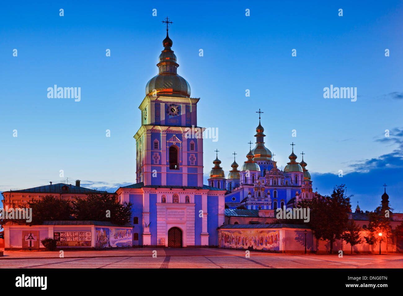 Ukraine Kiew orthodoxe St. Michael Kloster Fassade Ansicht bei ...