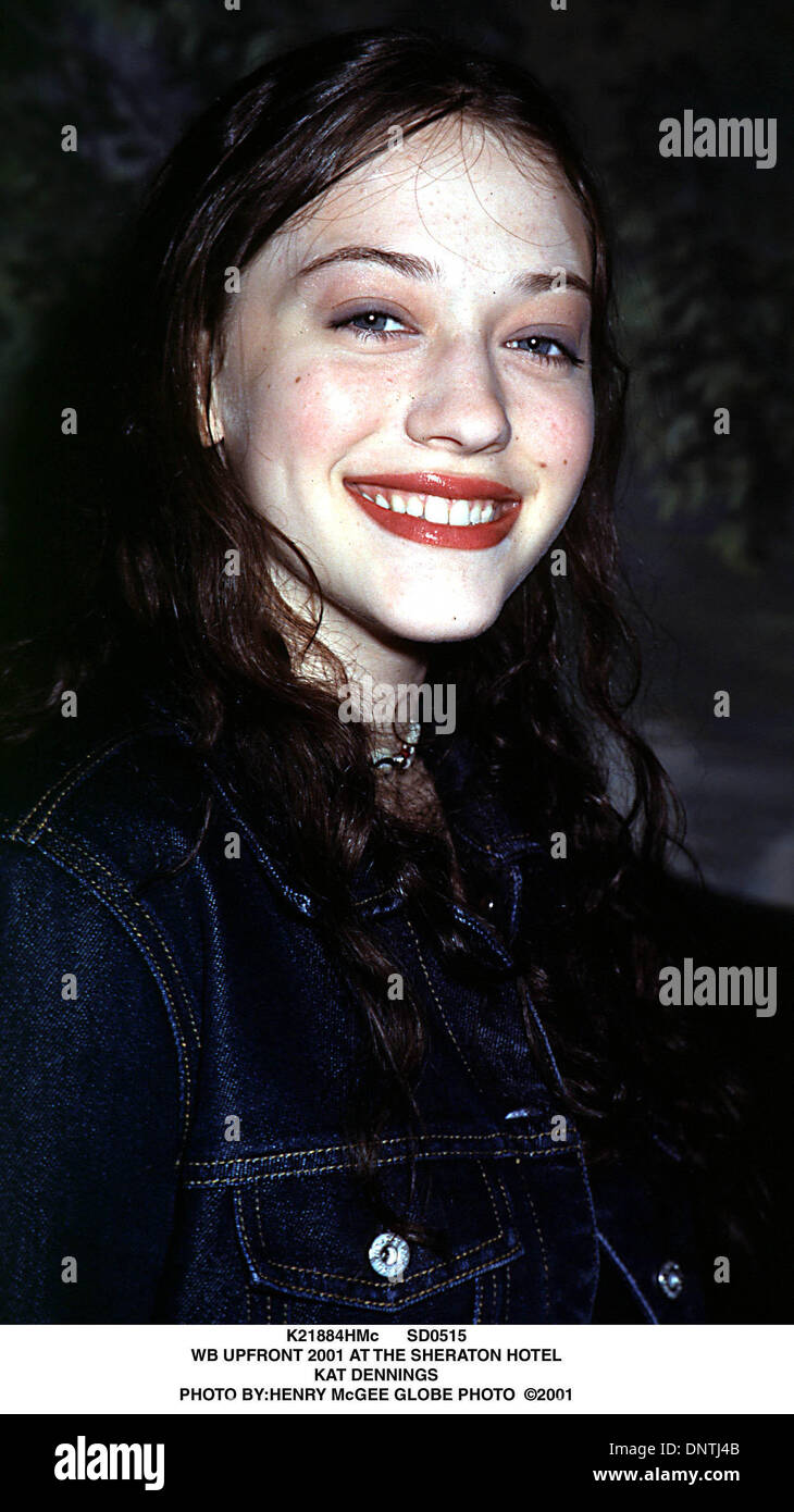 Kat dennings 2001 -Fotos und -Bildmaterial in hoher Auflösung – Alamy