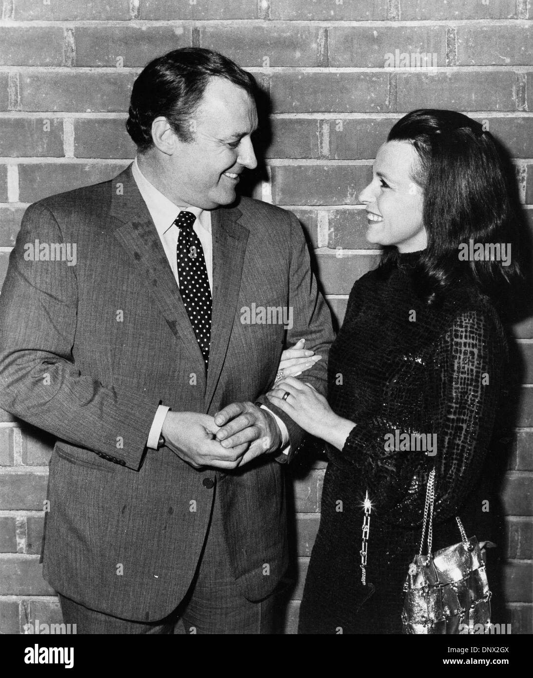 Rod steiger wife claire bloom -Fotos und -Bildmaterial in hoher ...
