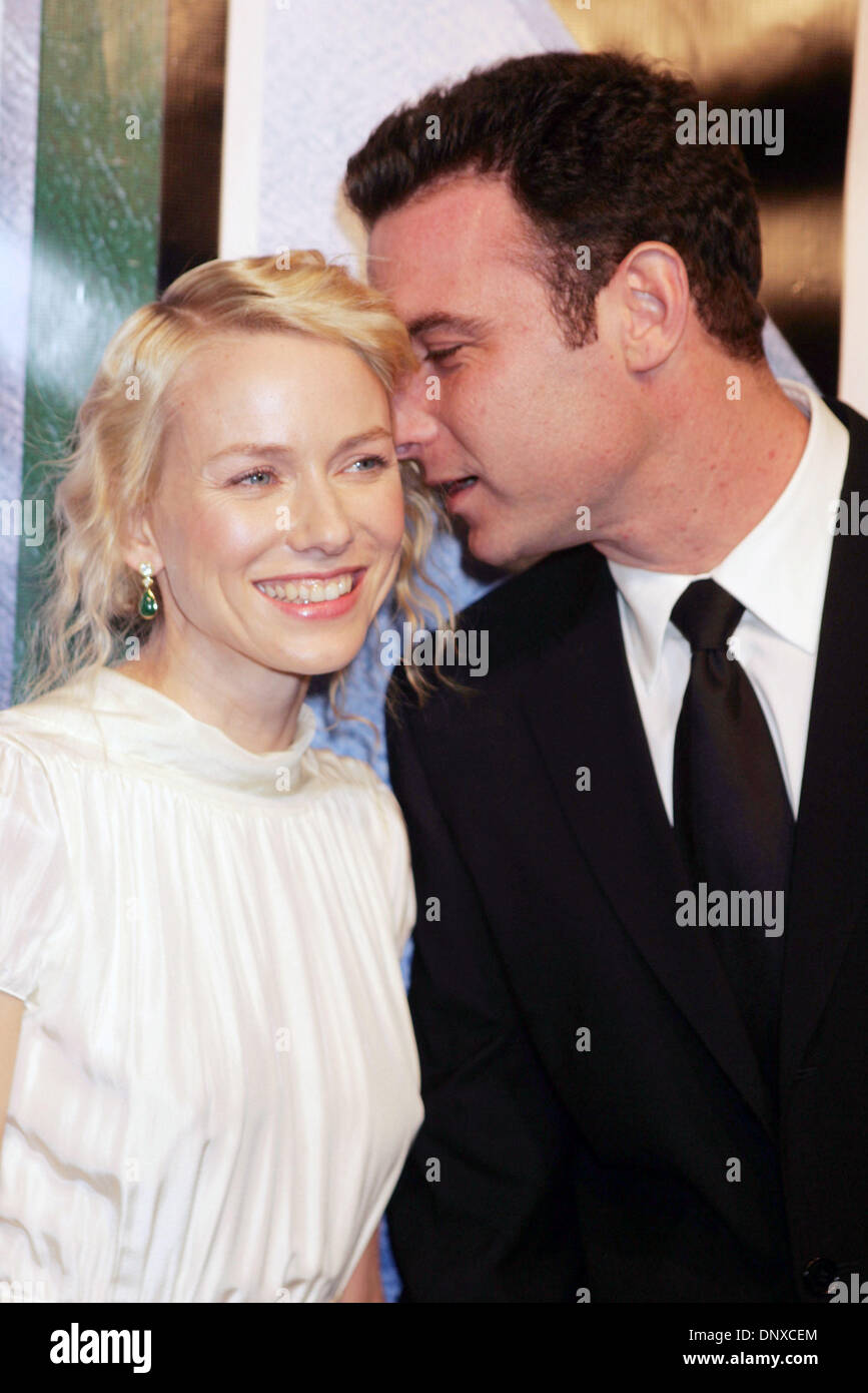 5. Dezember 2005; New York, NY, USA; Schauspielerin NAOMI WATTS & LIEV ...
