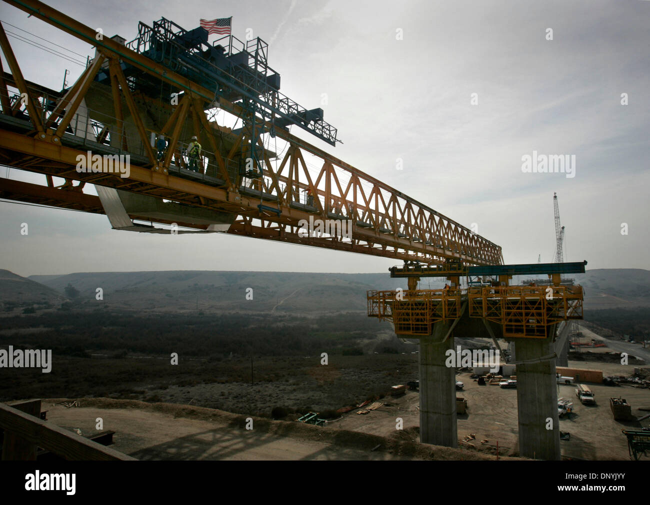 2. Februar 2006; Otay River Valley, CA, USA; Eines der 640 ...