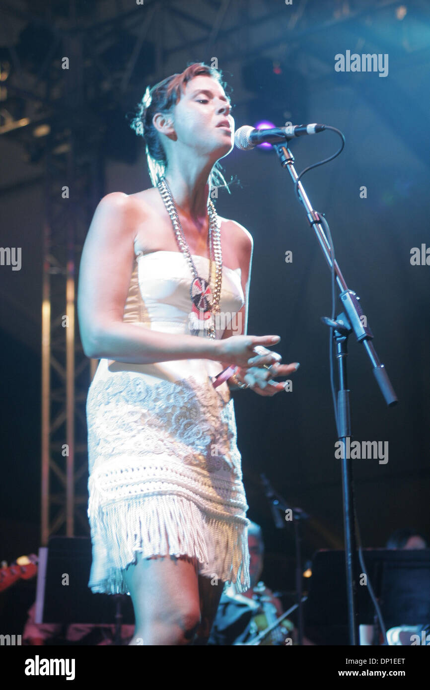 Chan marshall aka cat power -Fotos und -Bildmaterial in hoher Auflösung ...