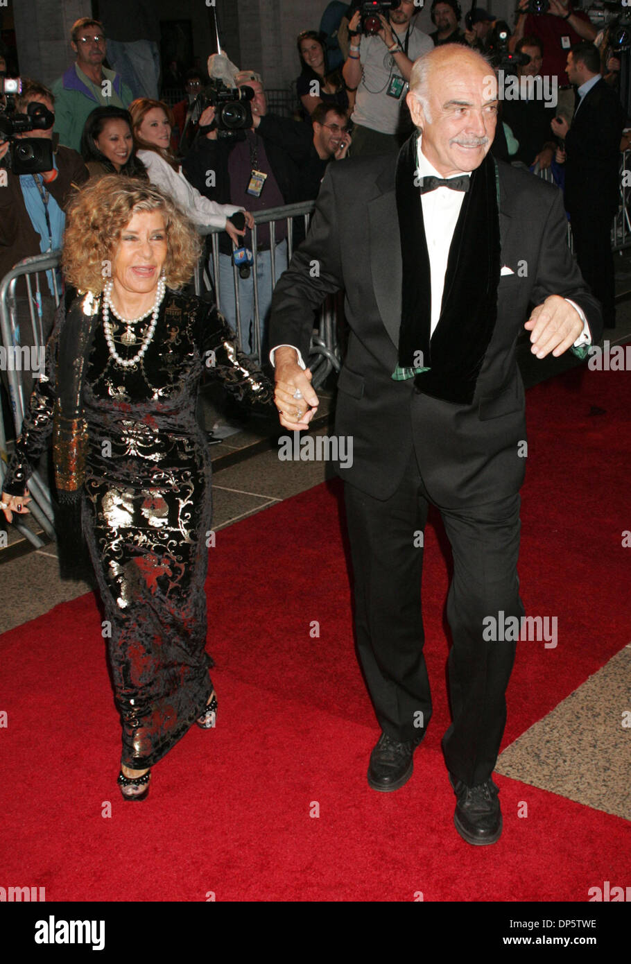 Sep 25, 2006; New York, NY, USA; MICHELINE ROQUEBRUNE und SEAN CONNERY ...