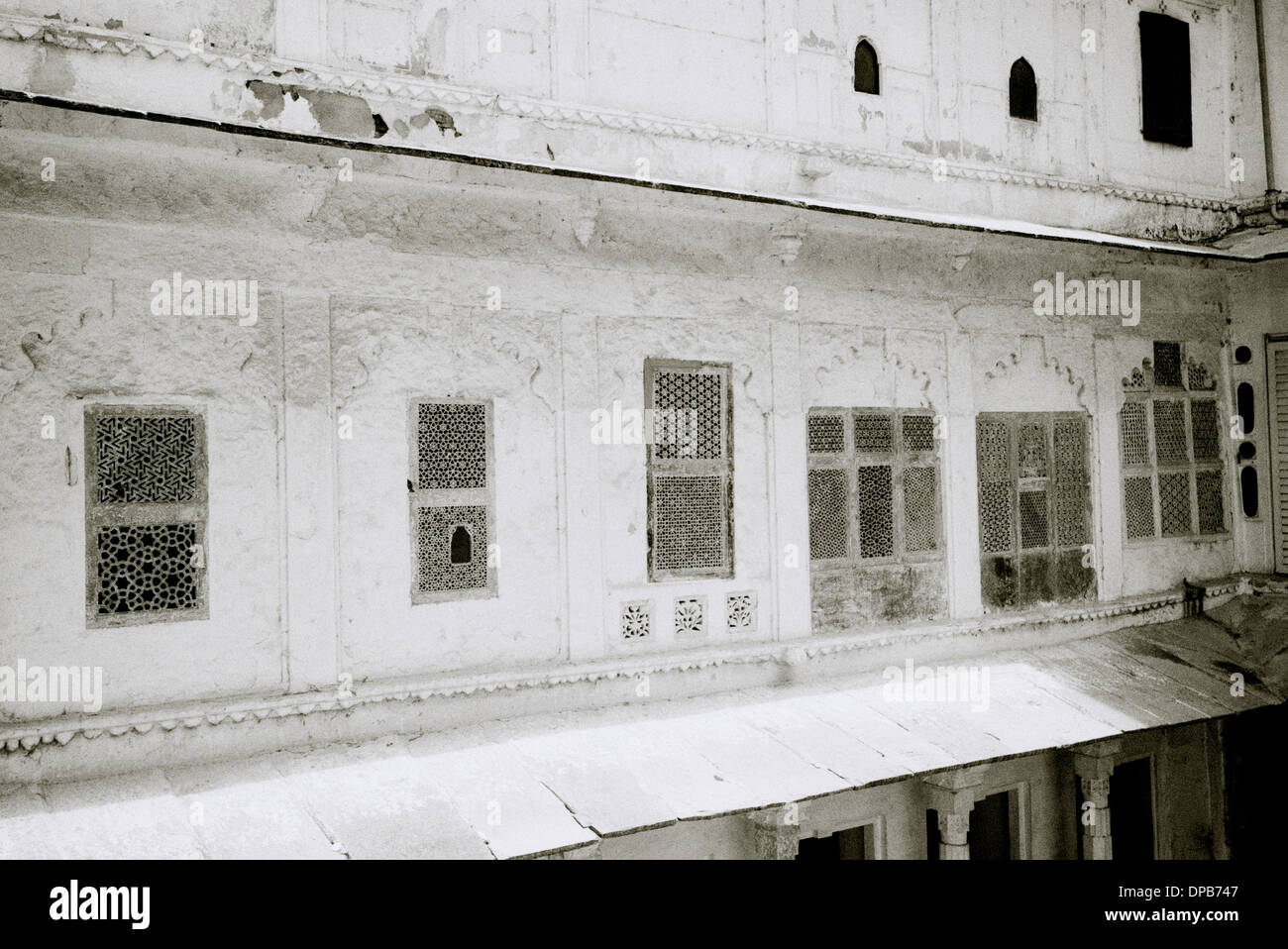 Gitter fenster palast -Fotos und -Bildmaterial in hoher Auflösung – Alamy