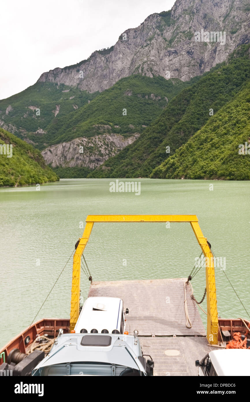 Fierze koman -Fotos und -Bildmaterial in hoher Auflösung – Alamy