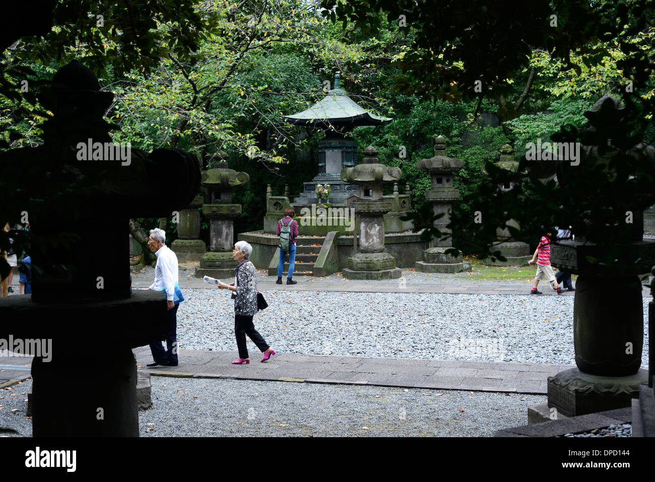 Mausoleum der Tokugawa-Shogune Zozoji Tempel Tokyo Nembutsu Seminar ...