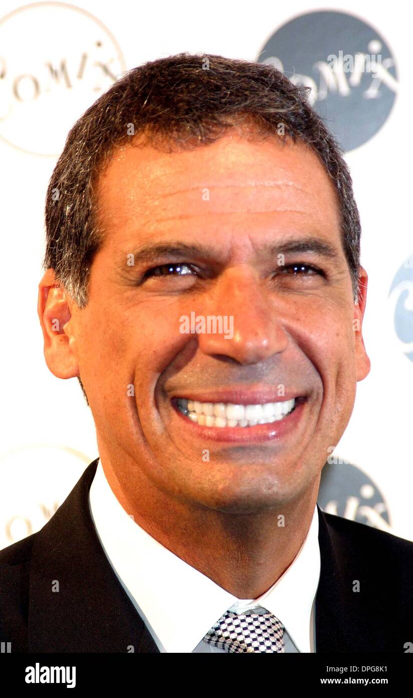 Bobby collins -Fotos und -Bildmaterial in hoher Auflösung – Alamy