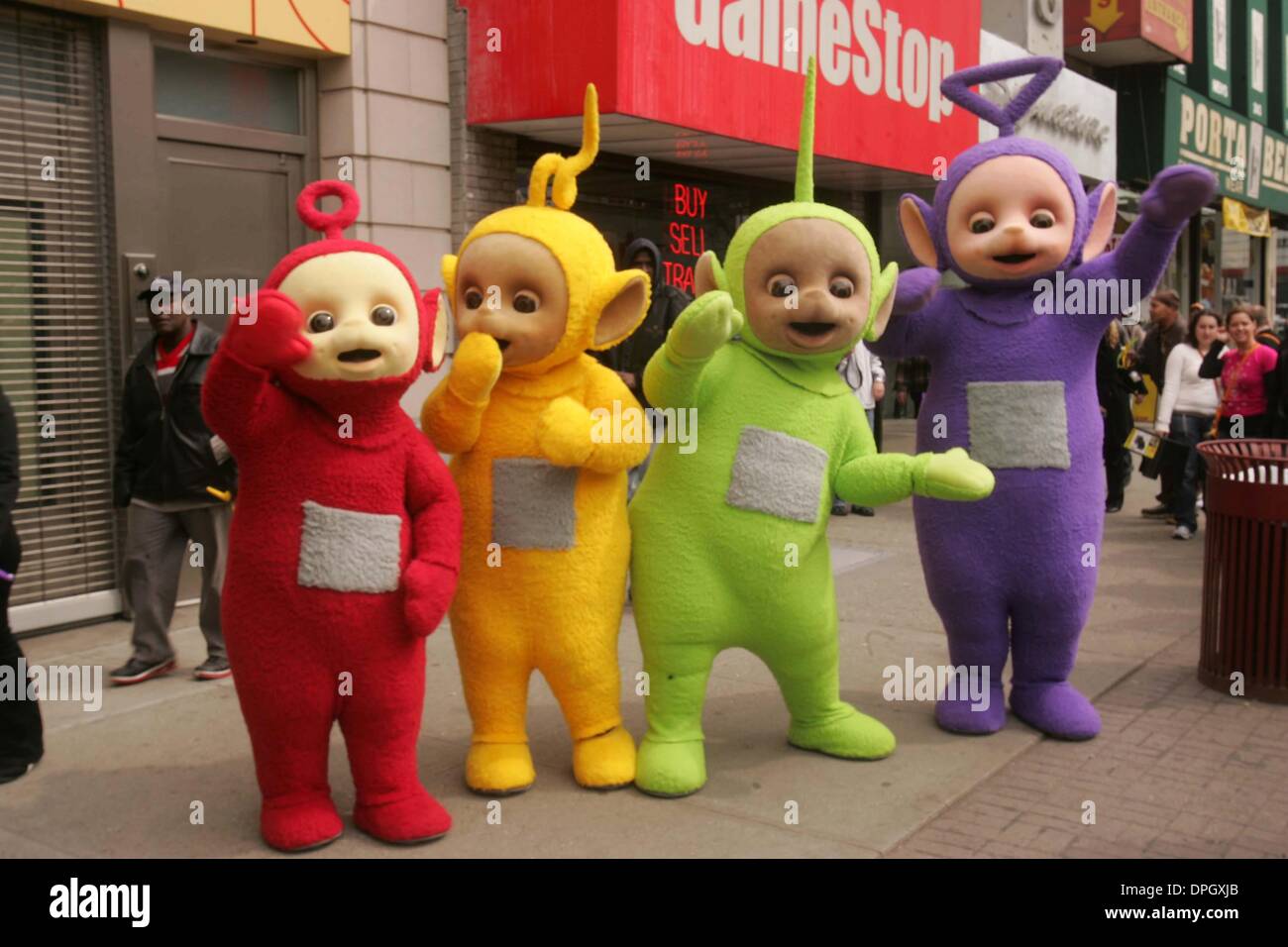 Teletubbies new york -Fotos und -Bildmaterial in hoher Auflösung – Alamy