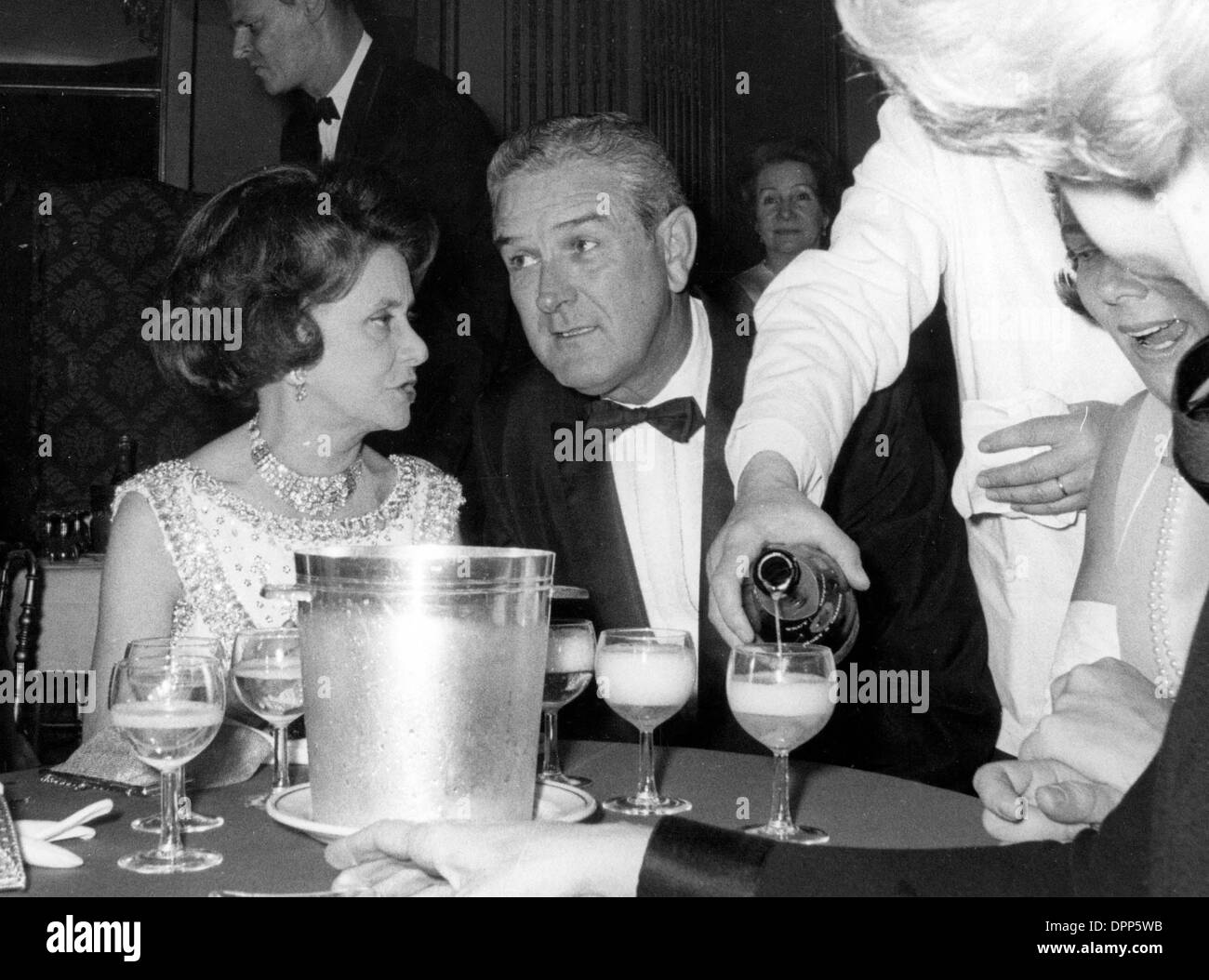 Nellie connally -Fotos und -Bildmaterial in hoher Auflösung – Alamy