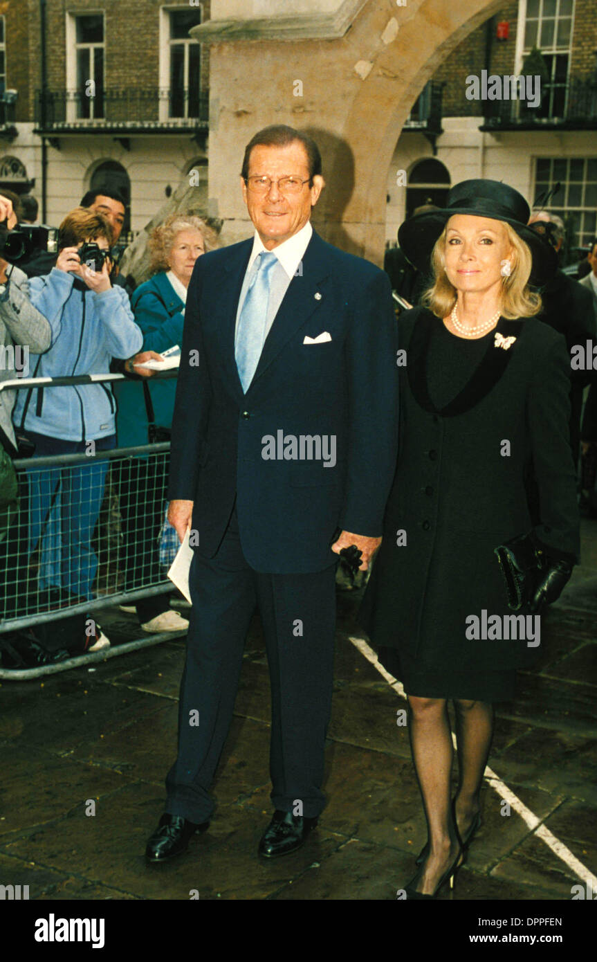 Desmond moore -Fotos und -Bildmaterial in hoher Auflösung – Alamy