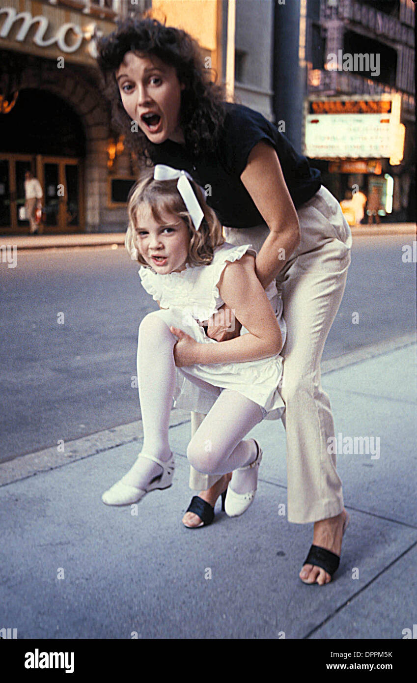 Drew Barrymore Stockfotos und -bilder Kaufen - Alamy