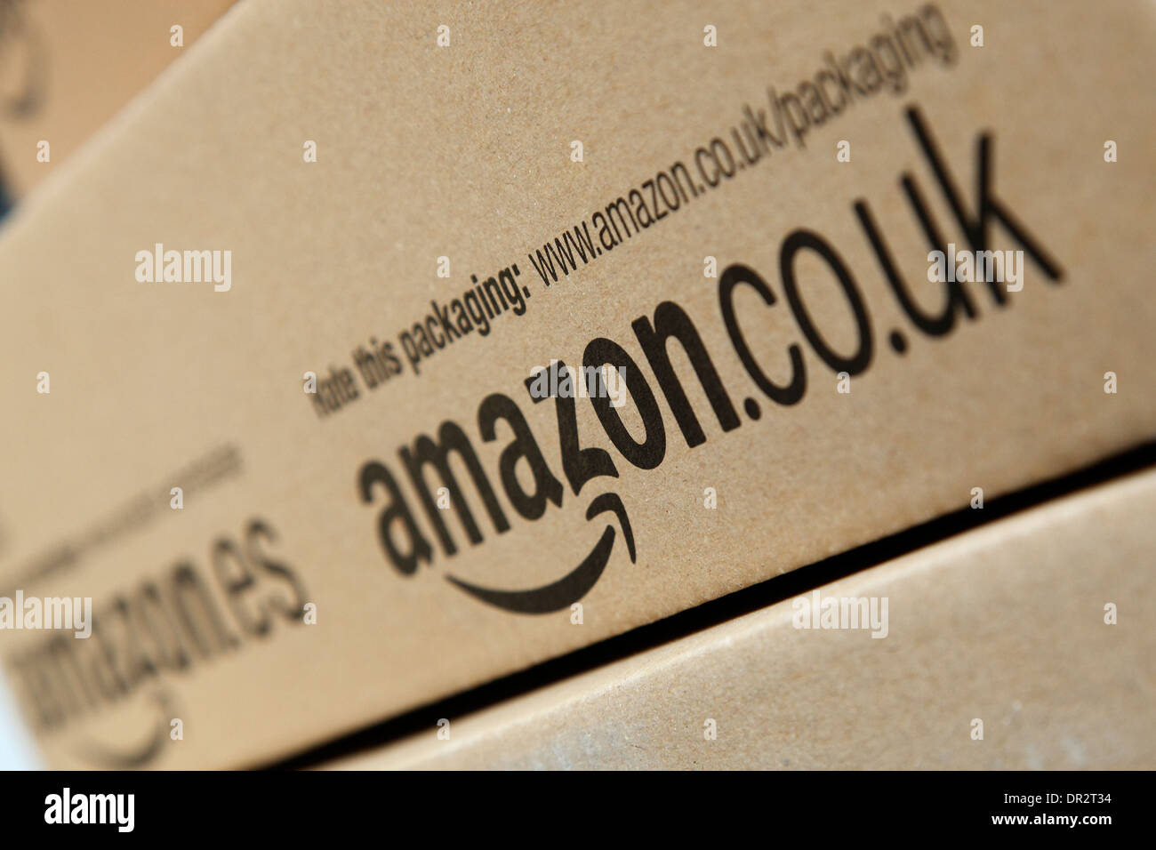 Sending packages -Fotos und -Bildmaterial in hoher Auflösung – Alamy