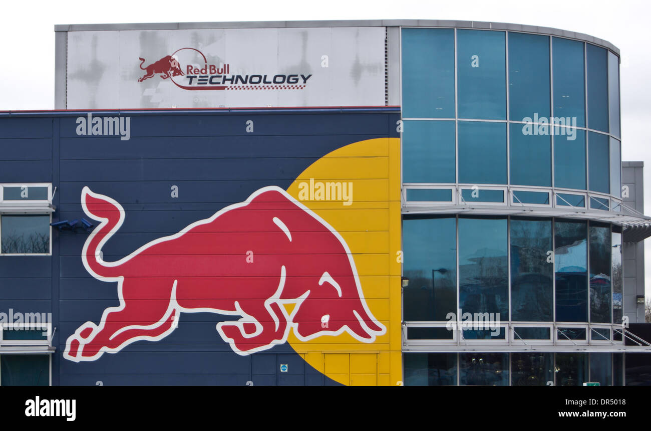 Red bull zeichen -Fotos und -Bildmaterial in hoher Auflösung – Alamy