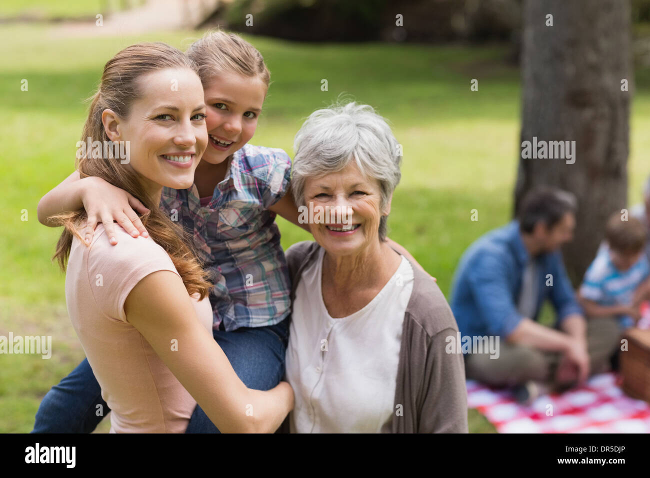 Familie mutter vater sohn tochter schwester bruder -Fotos und ...
