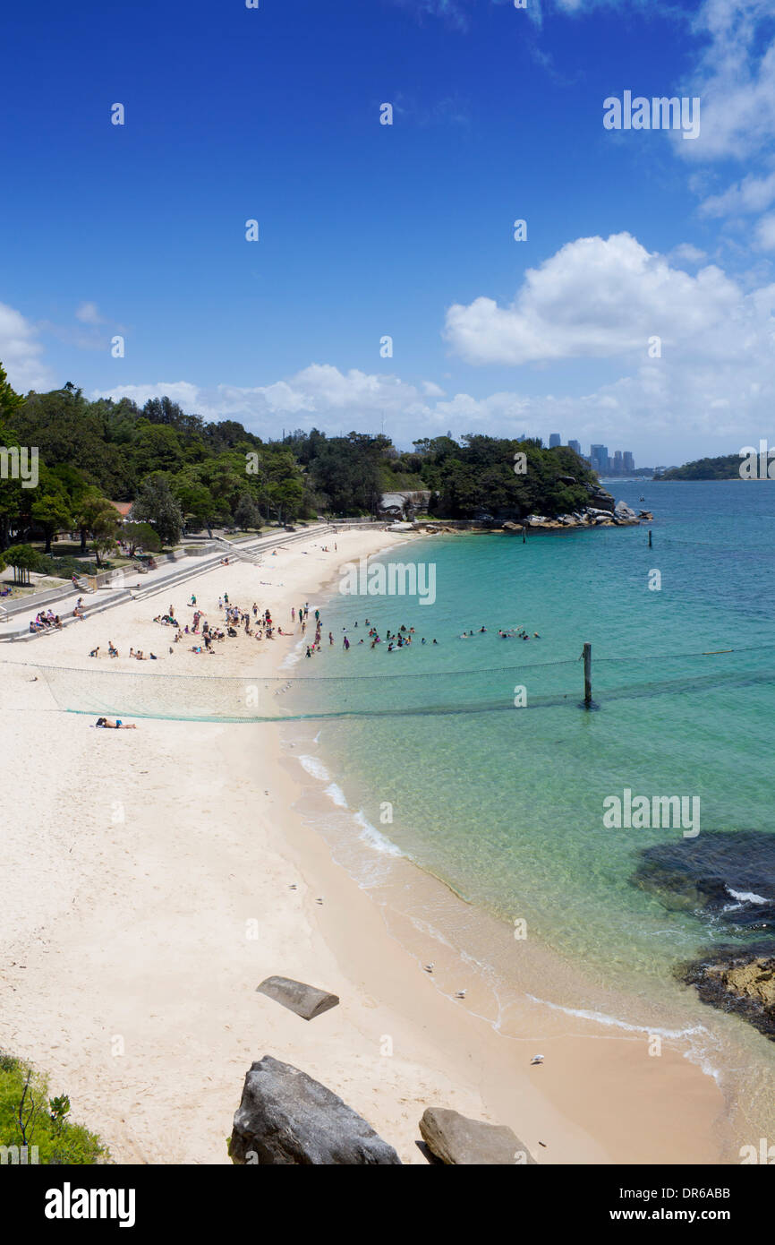 Shark net beach -Fotos und -Bildmaterial in hoher Auflösung – Alamy