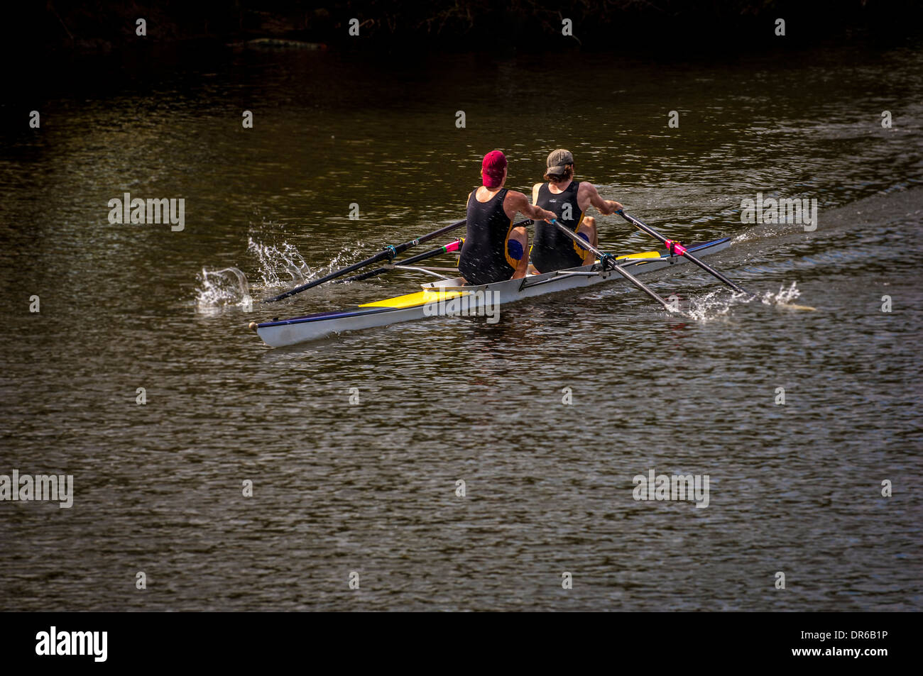 Doppel ruderboot -Fotos und -Bildmaterial in hoher Auflösung – Alamy