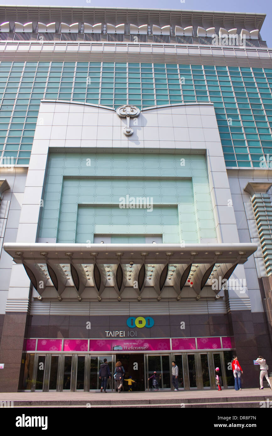 Taipei 101 mall -Fotos und -Bildmaterial in hoher Auflösung – Alamy